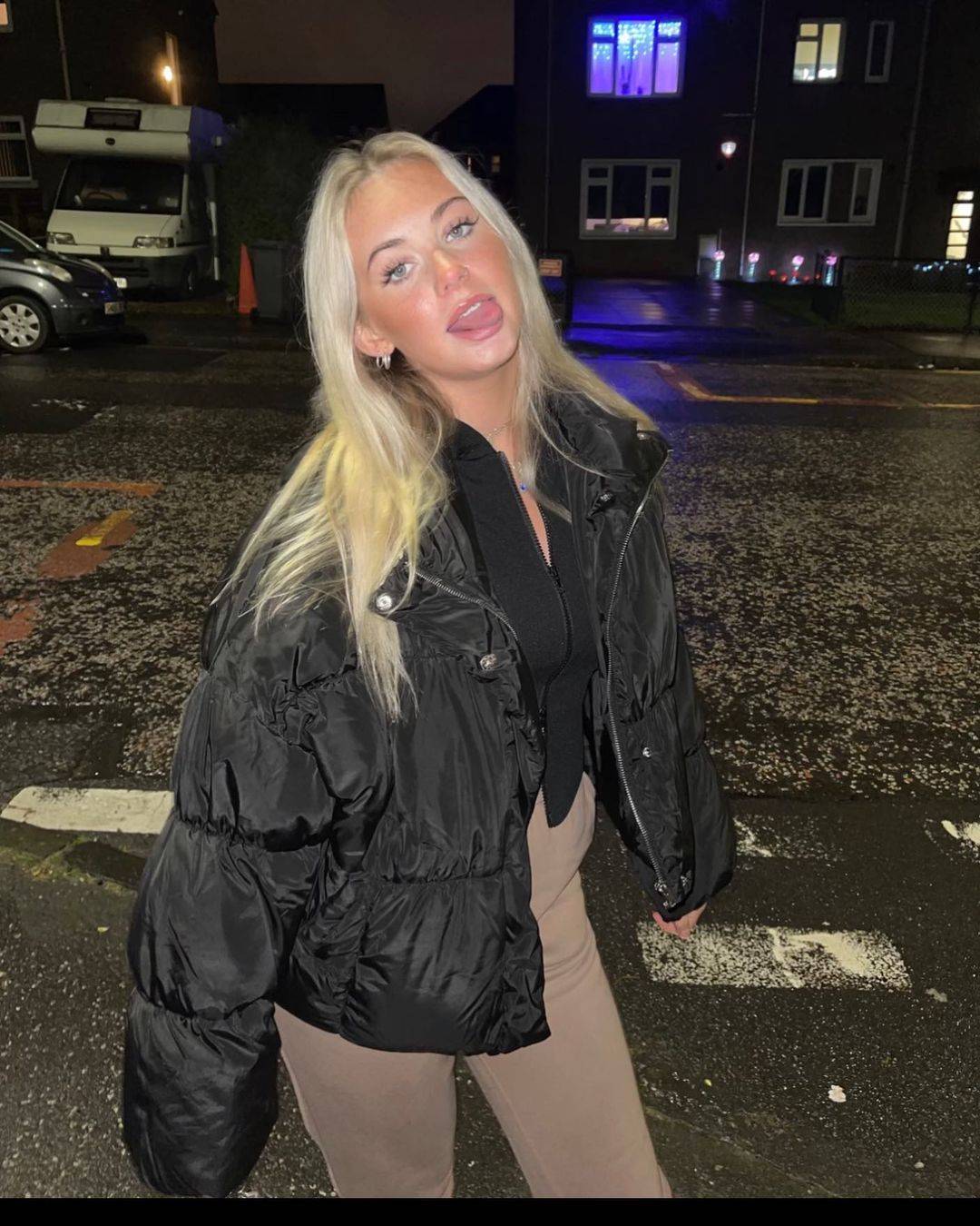 Blonde on the streets | Scrolller