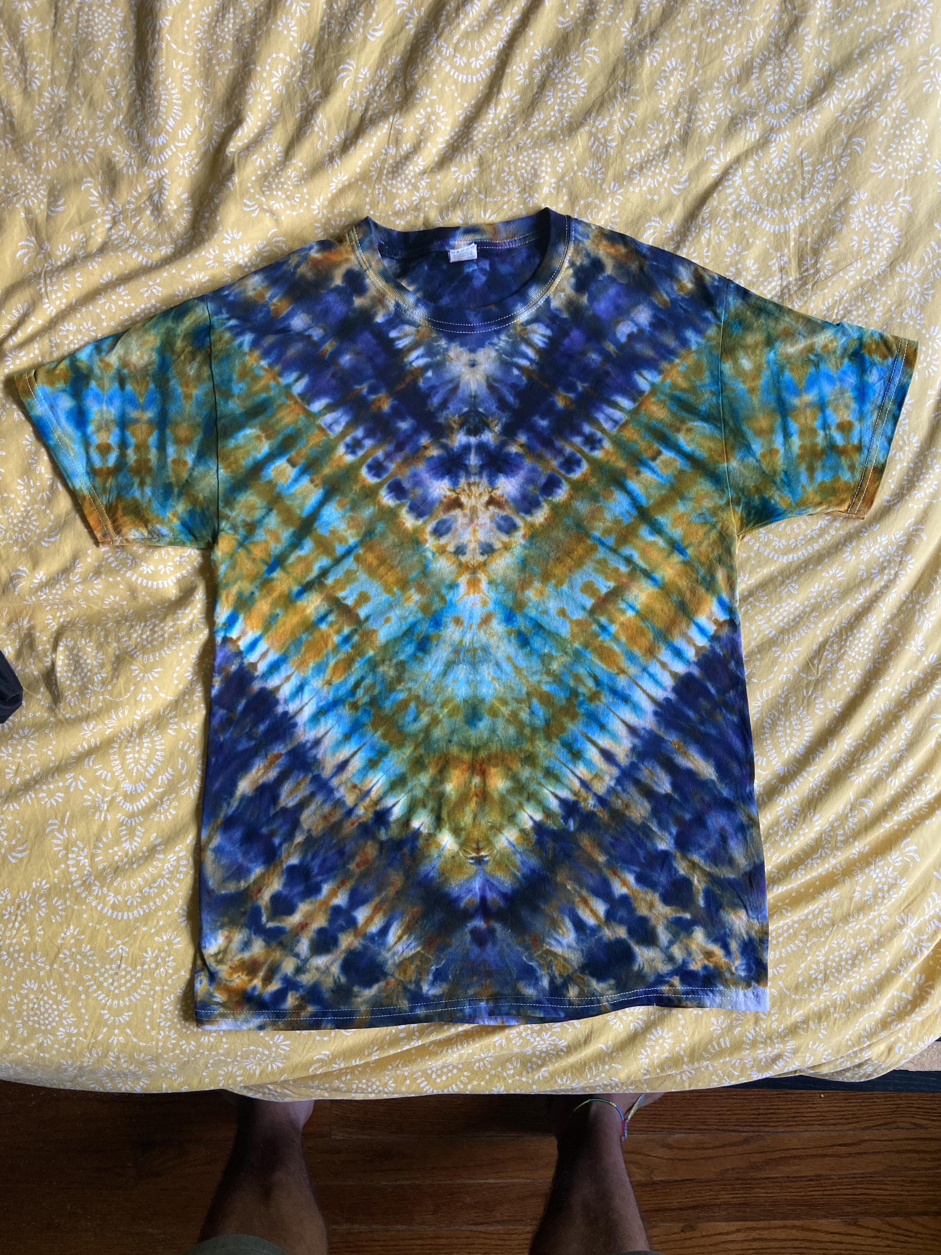 Blue and Gold V | Scrolller