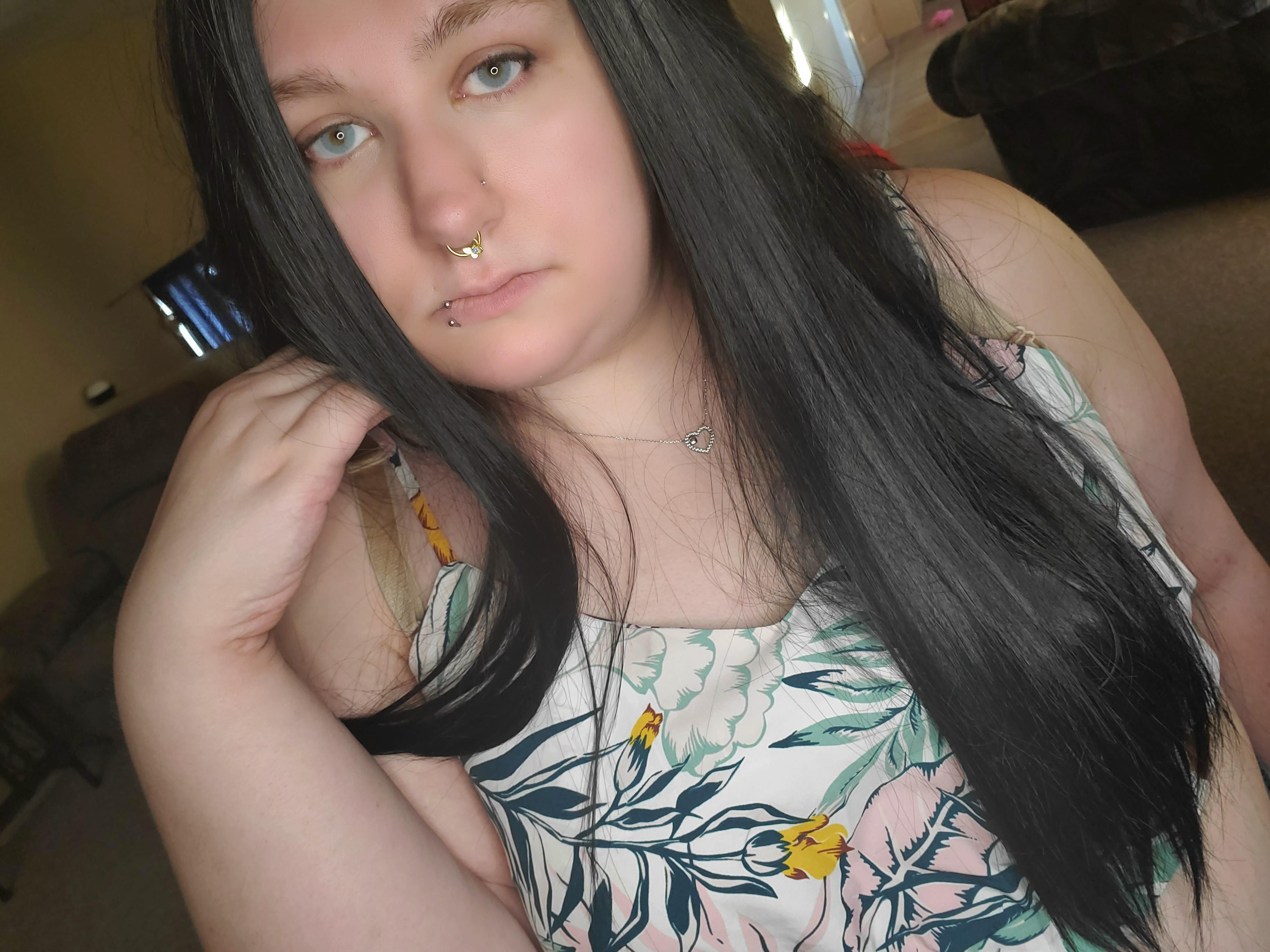 Blue eyes on me are weird. | Scrolller