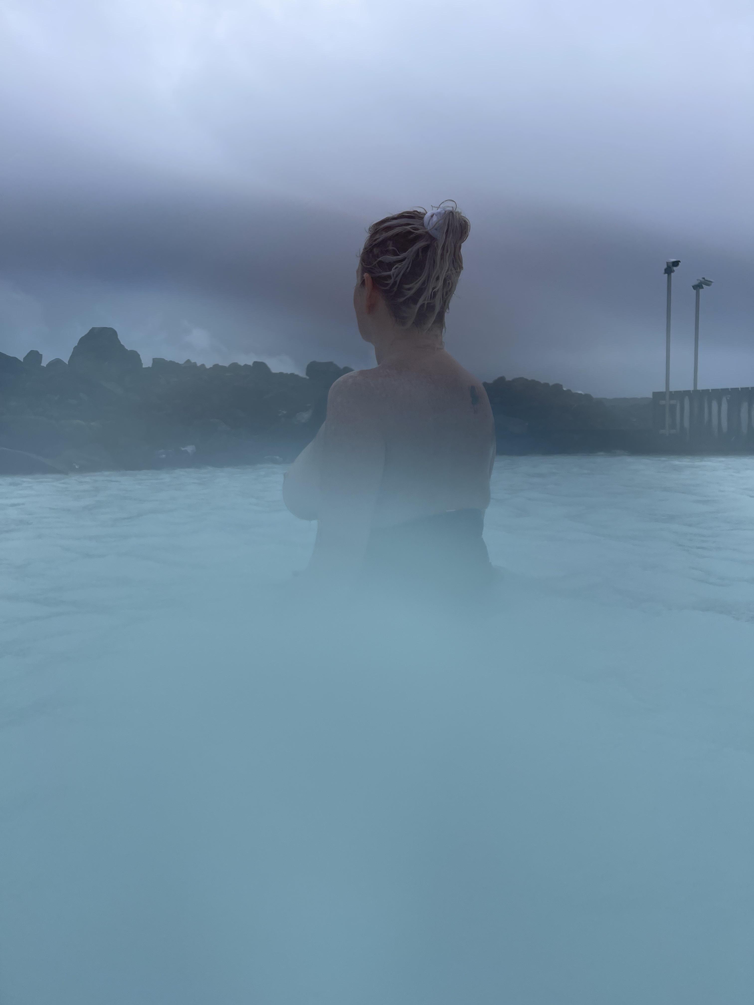 Blue lagoon .. did you see me? (F) | Scrolller