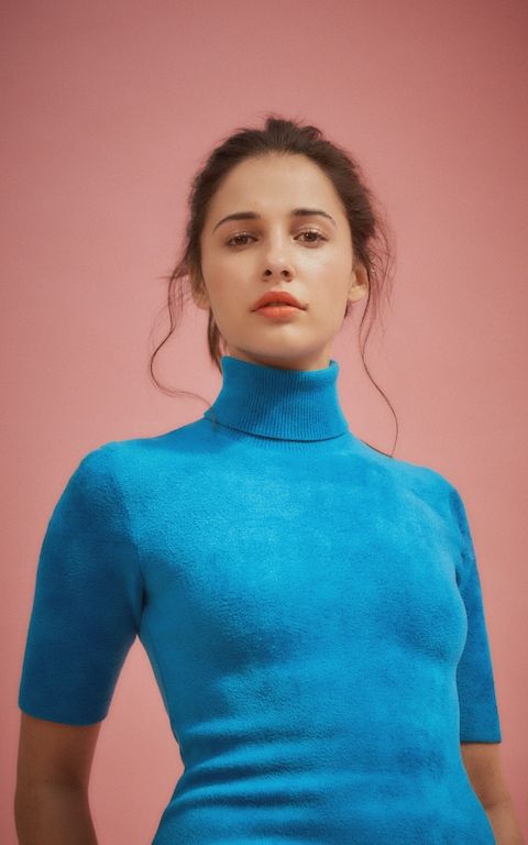 Blue turtleneck | Scrolller