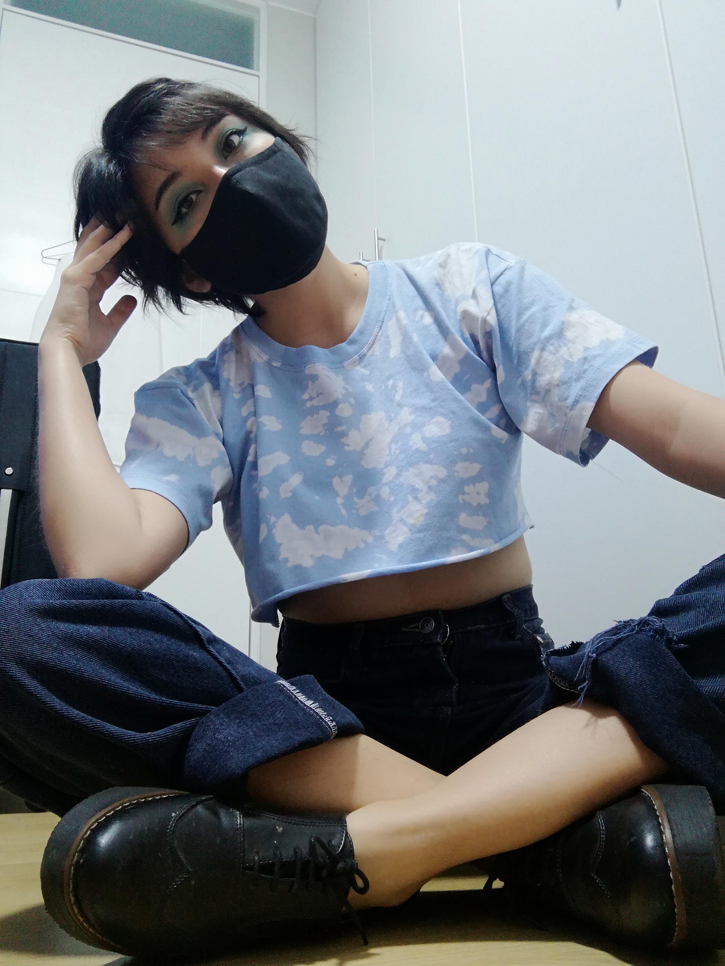 Blue... Yeah | Scrolller