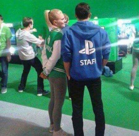 Blursed relationship | Scrolller