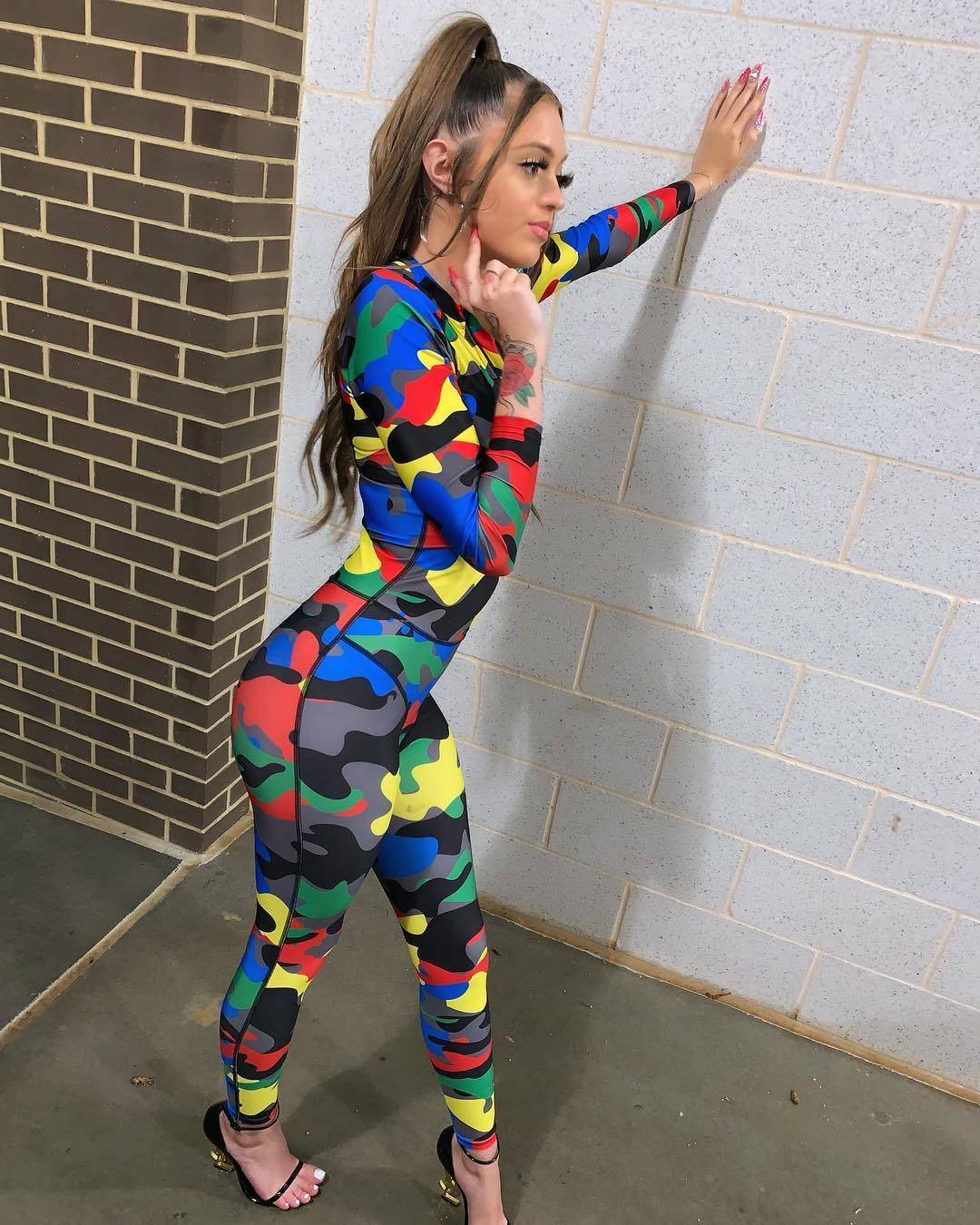 Bodysuit 2 | Scrolller