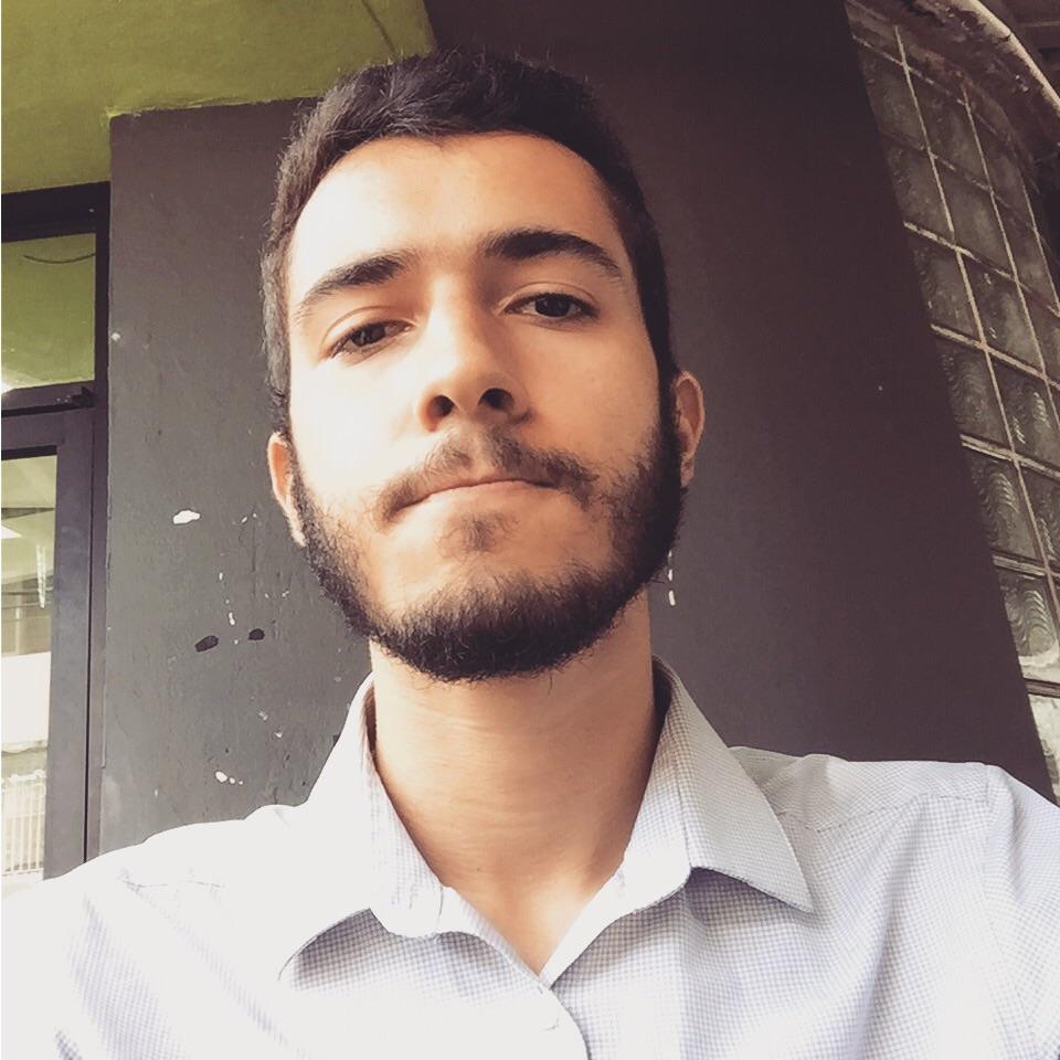 Bonjour! | Scrolller