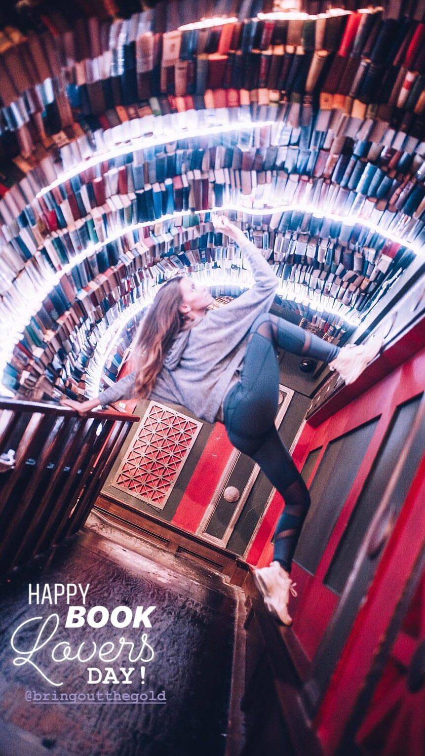 Book worm | Scrolller