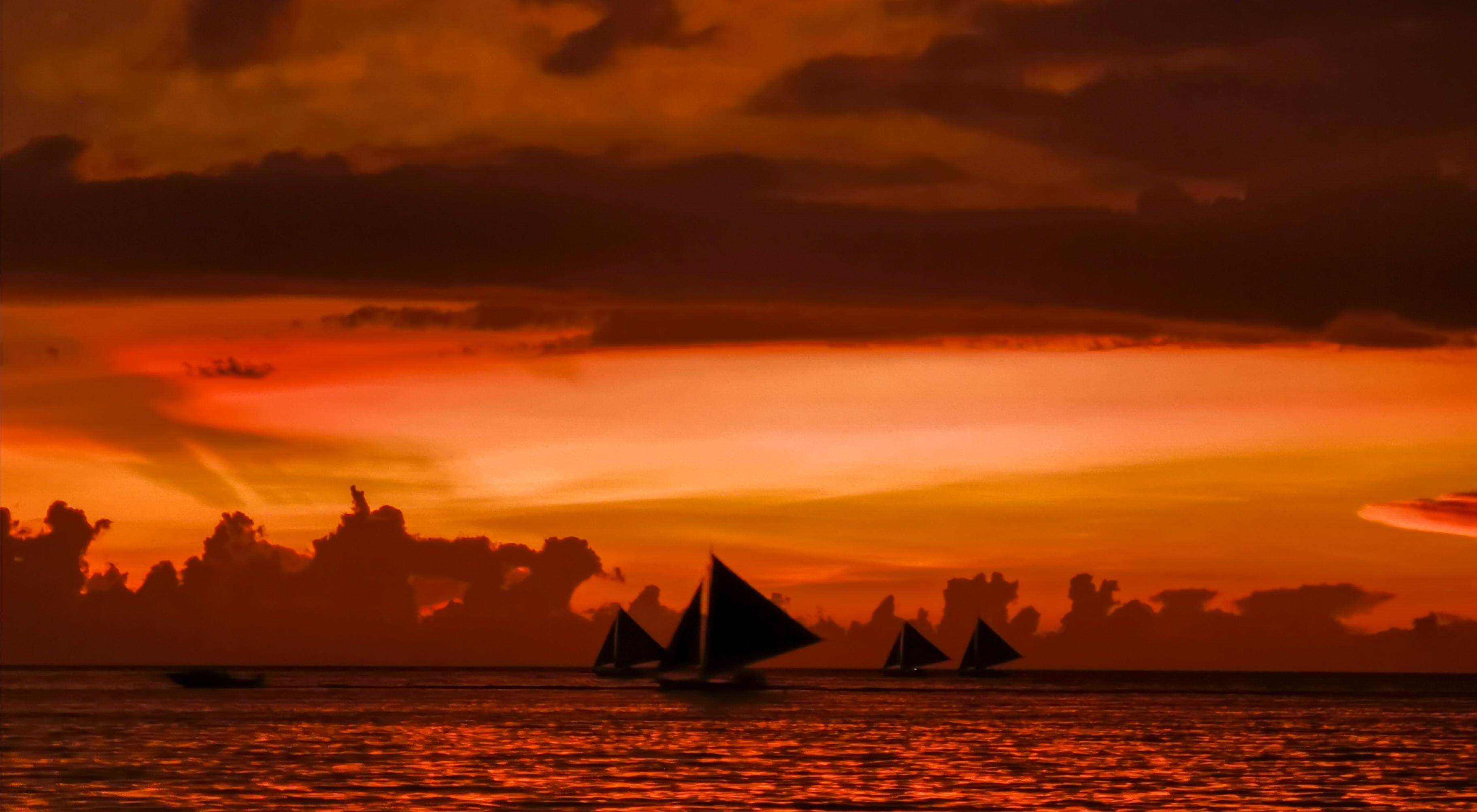 Boracay, Philippines at Sunset. Huawei P30 Pro | Scrolller