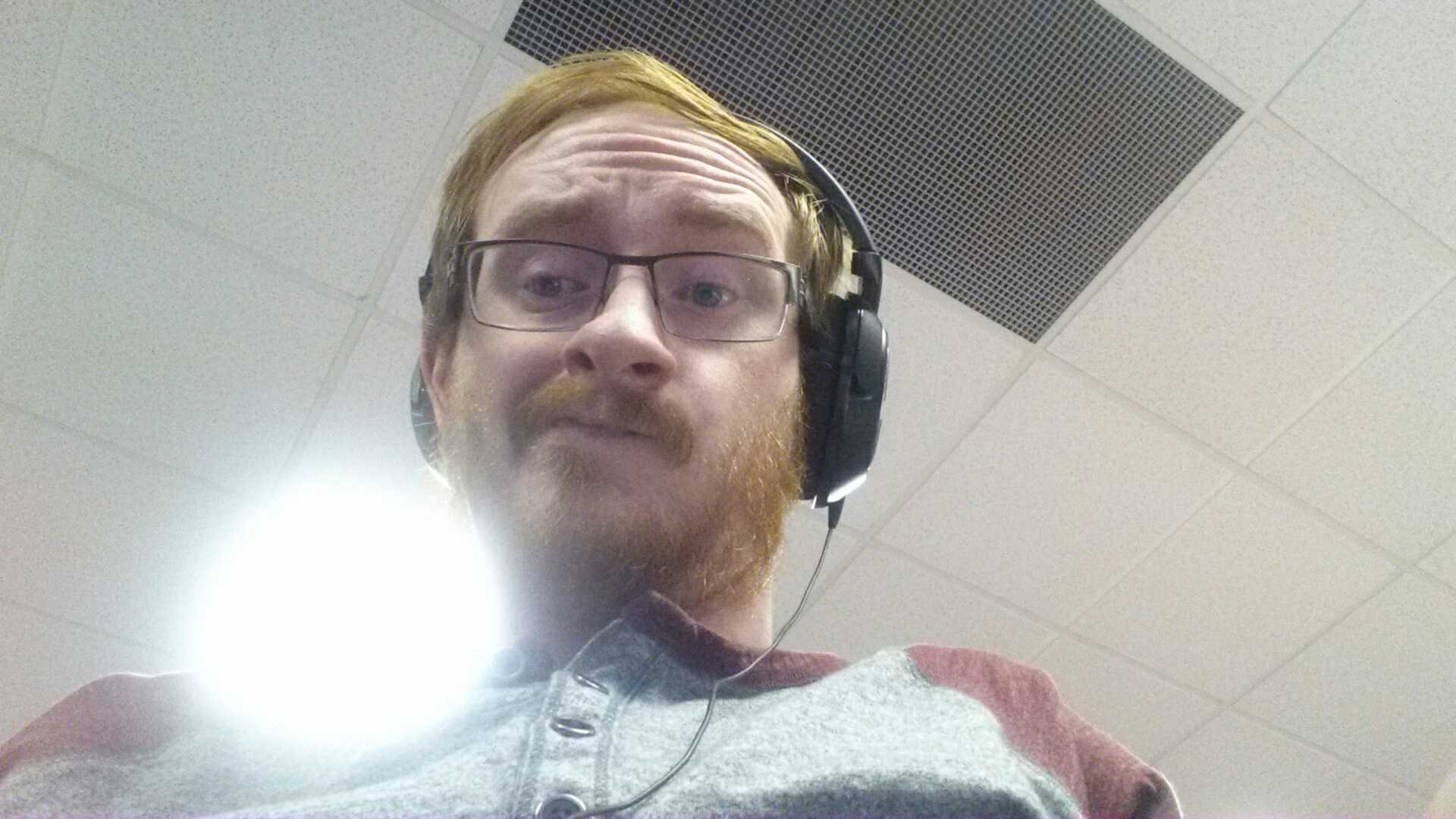 Bored as hell at work... Anyone wanna chat? | Scrolller