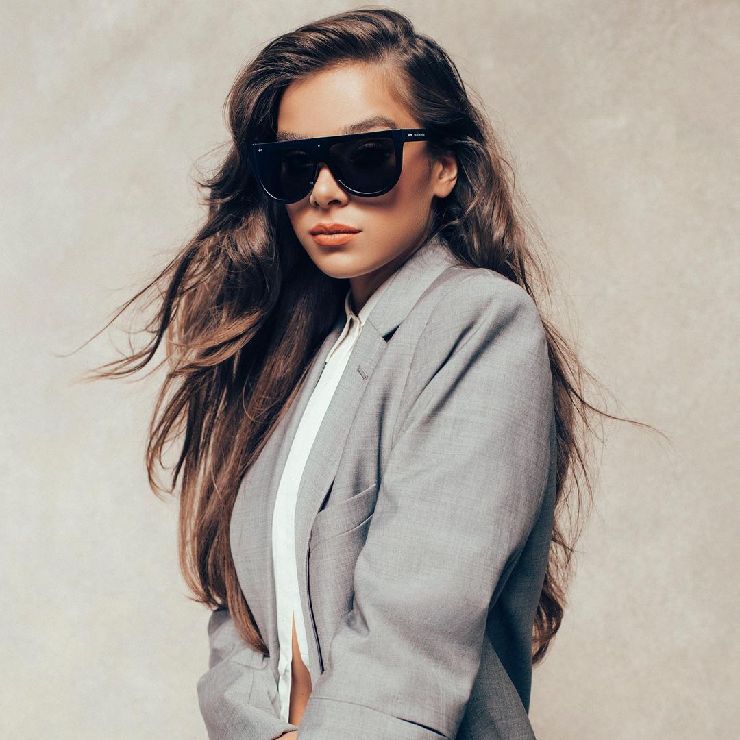 Boss Lady | Scrolller