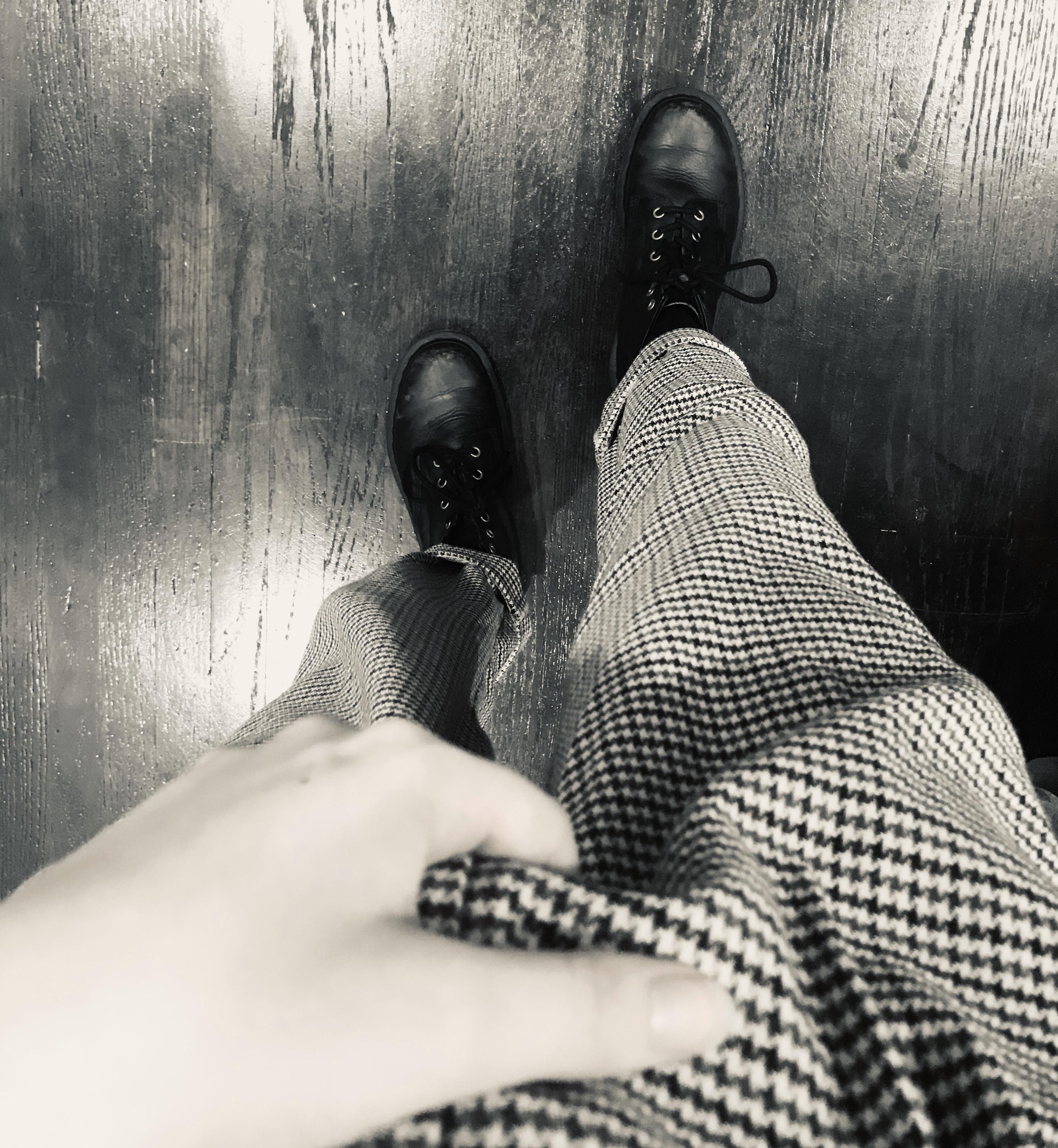 Bow down and beg for it 😈 | Scrolller