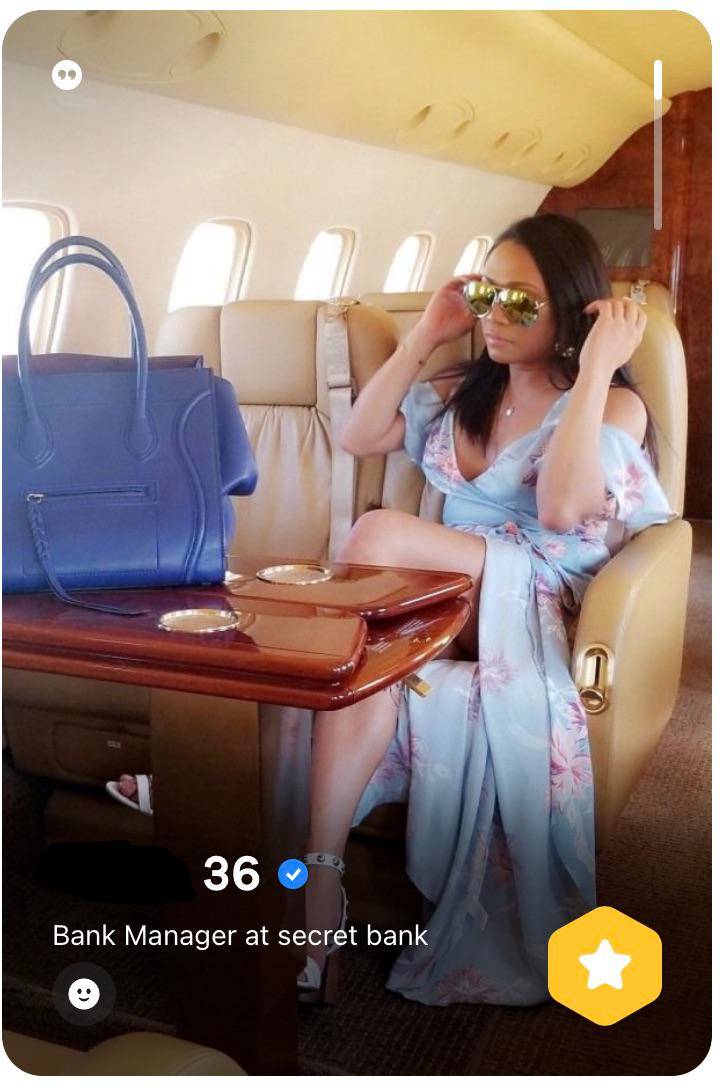 Boy, that plane sure looks familiar... | Scrolller