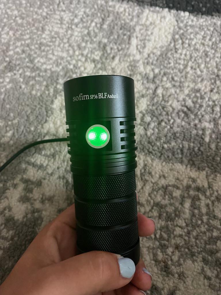 Brand new SP36 Anduril only works while plugged in to charge. Also, not locked (4 clicks while ...