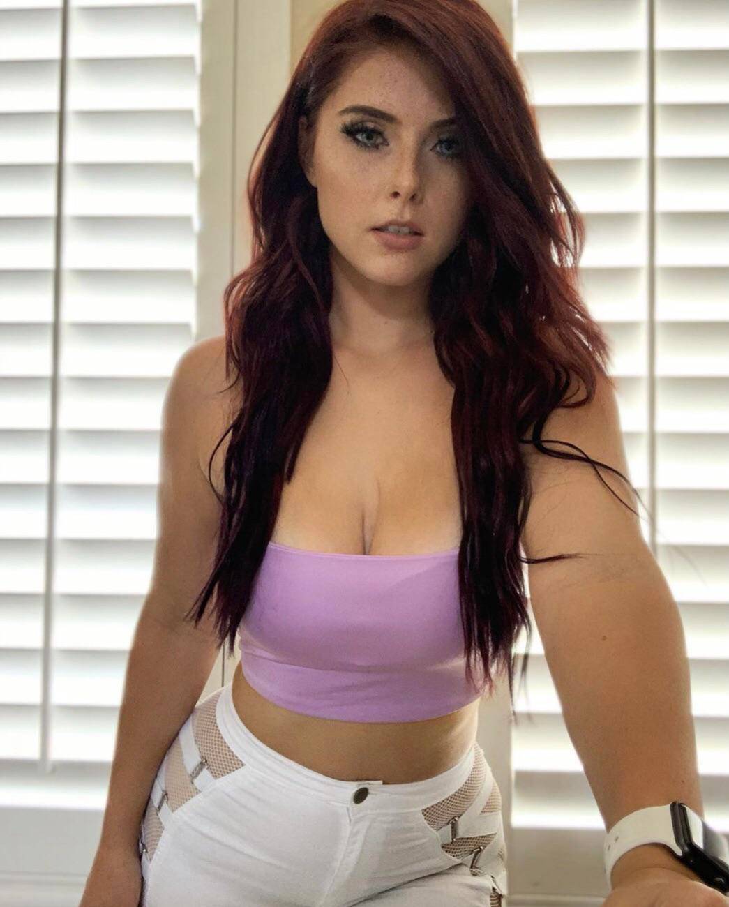 Brandi Lauren | Scrolller