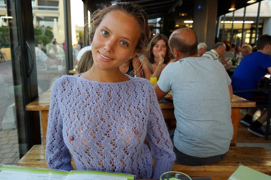 Break on through | Scrolller