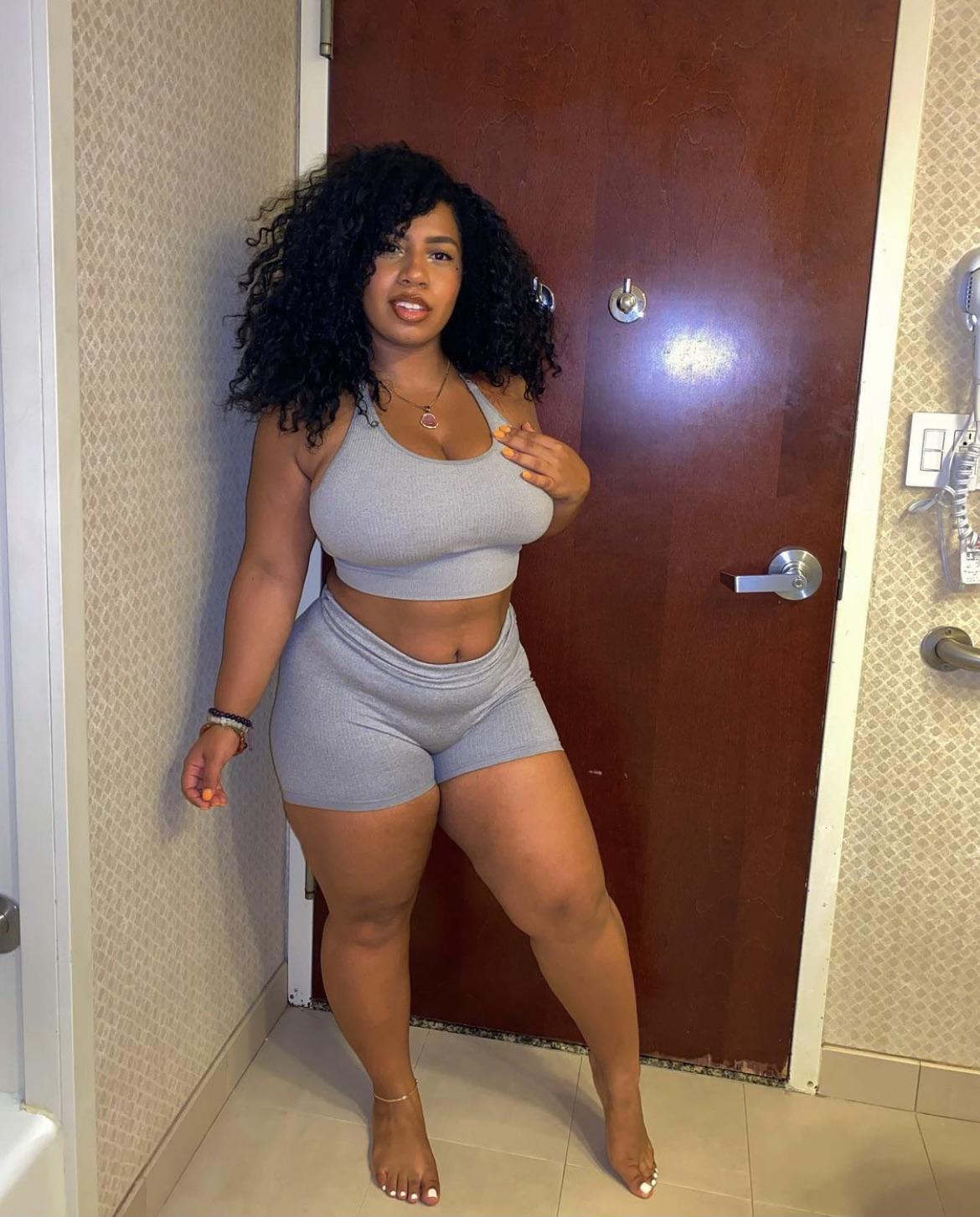 Bria (@forevercurlybri) | Scrolller