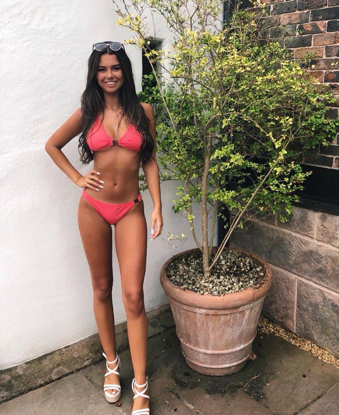 British Brunette | Scrolller