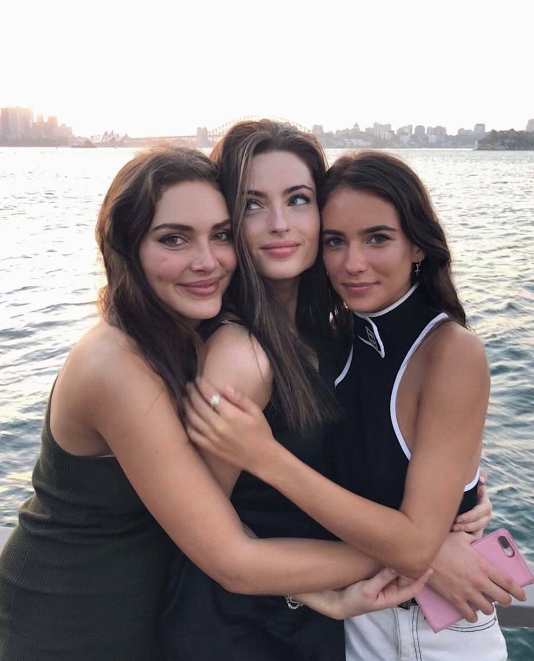 Brunette masterclass | Scrolller