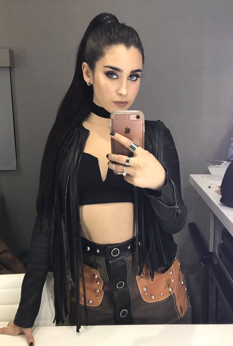 BTS at the KCA's | Scrolller