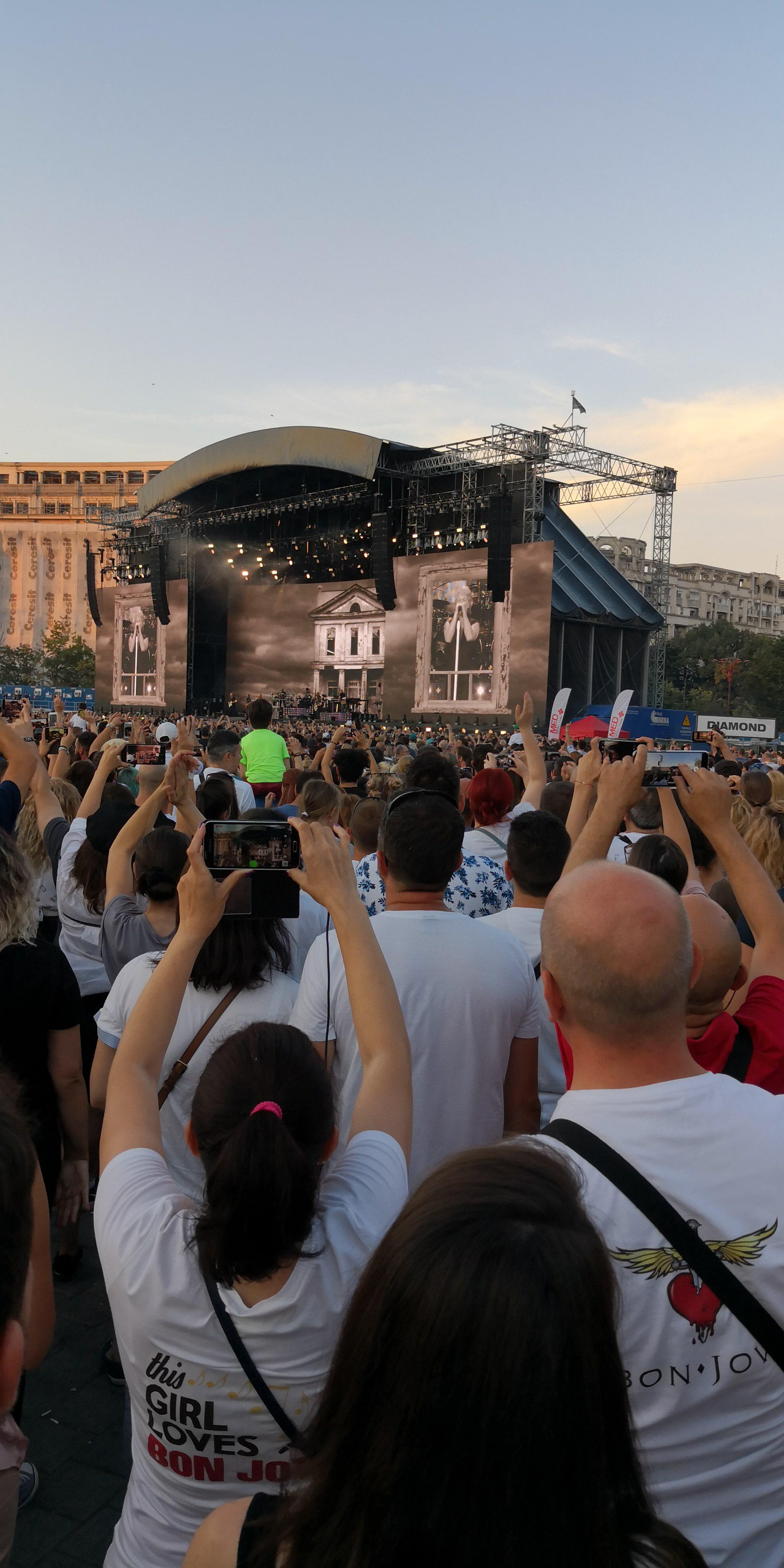 Bucharest concert | Scrolller