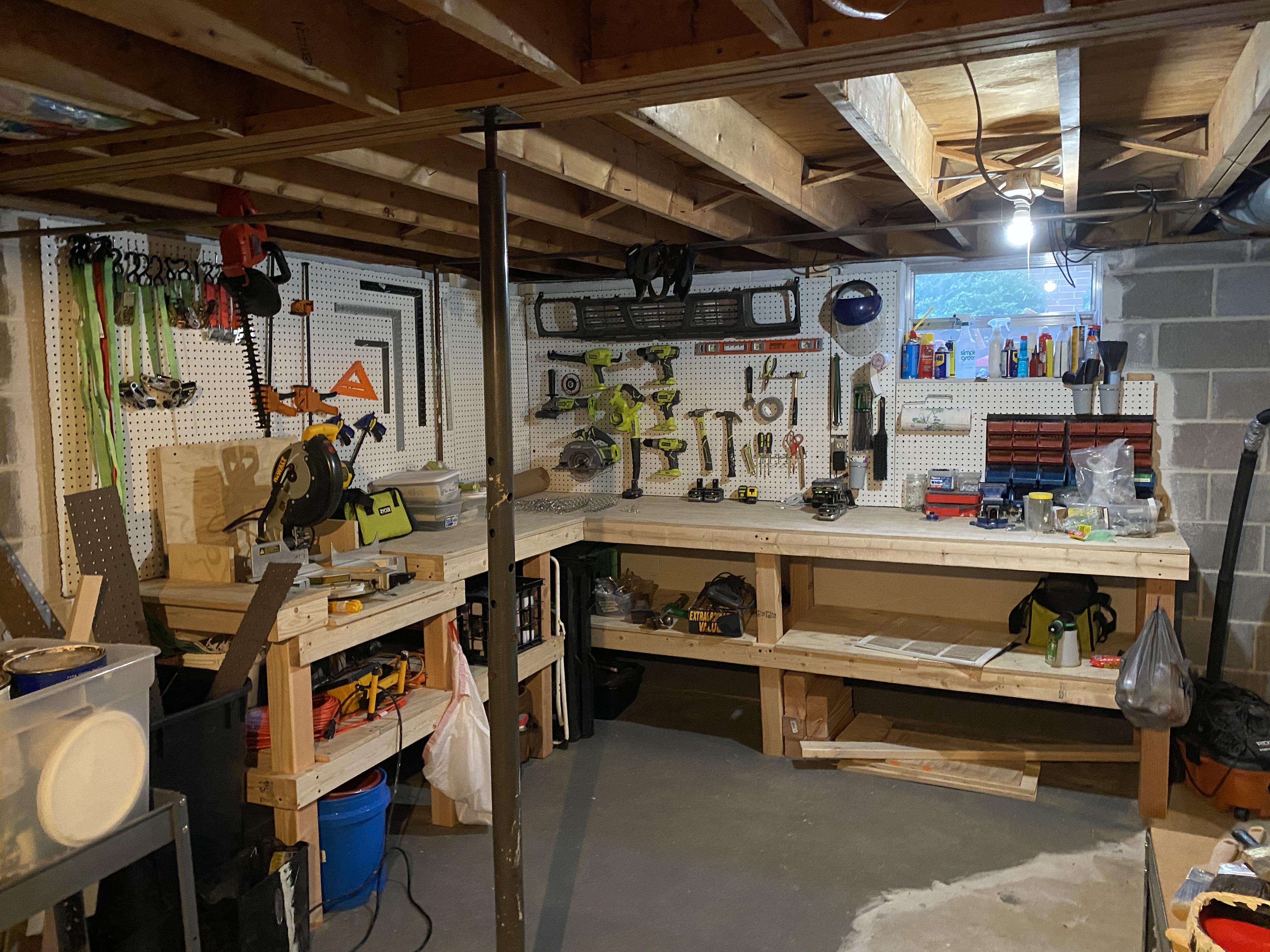 Built my first bench | Scrolller