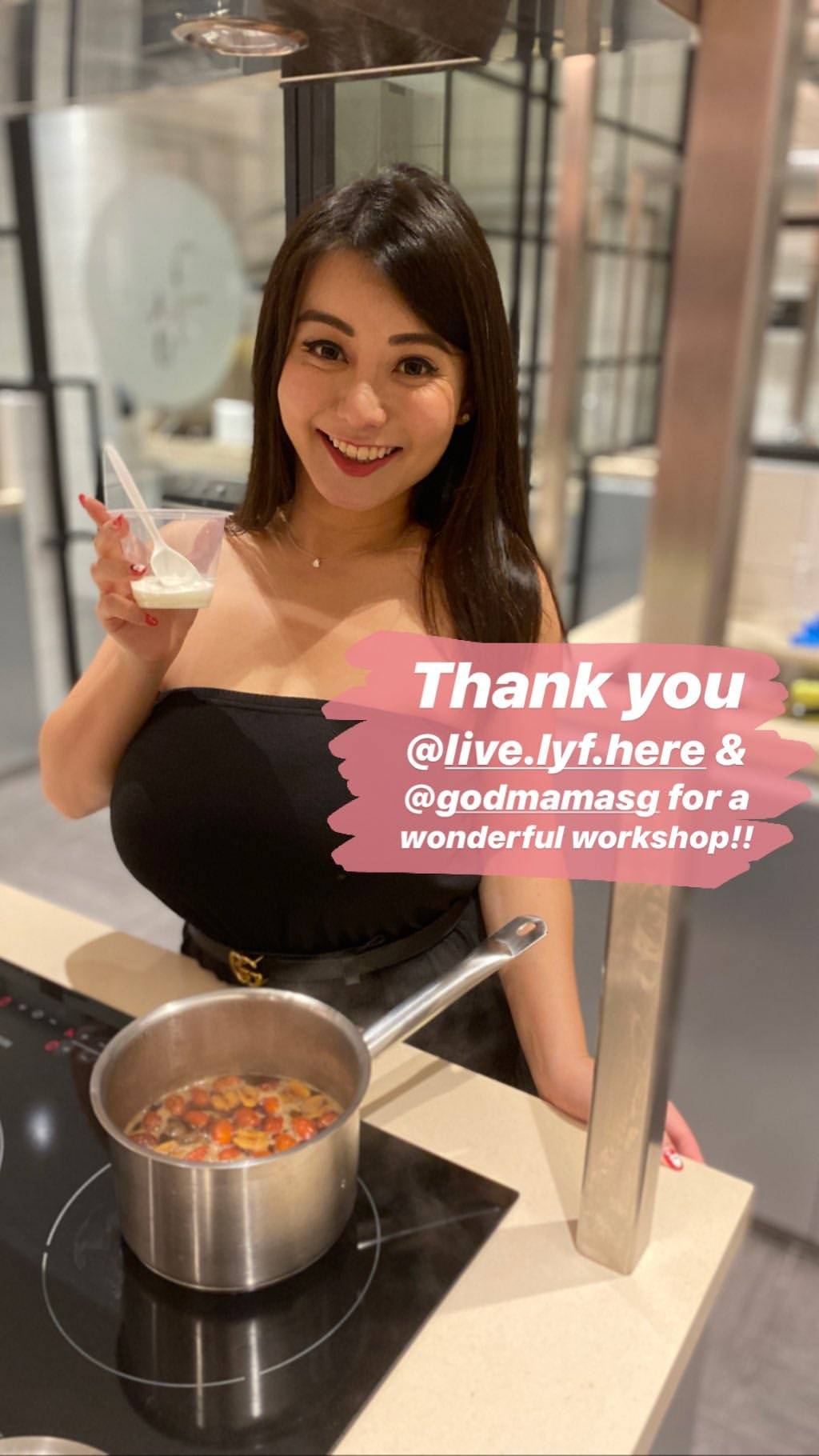 Bursting out | Scrolller