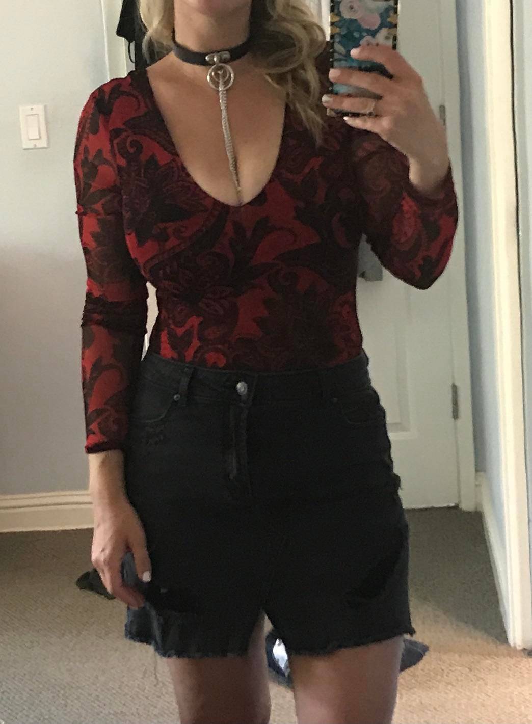 Busty and kinky | Scrolller