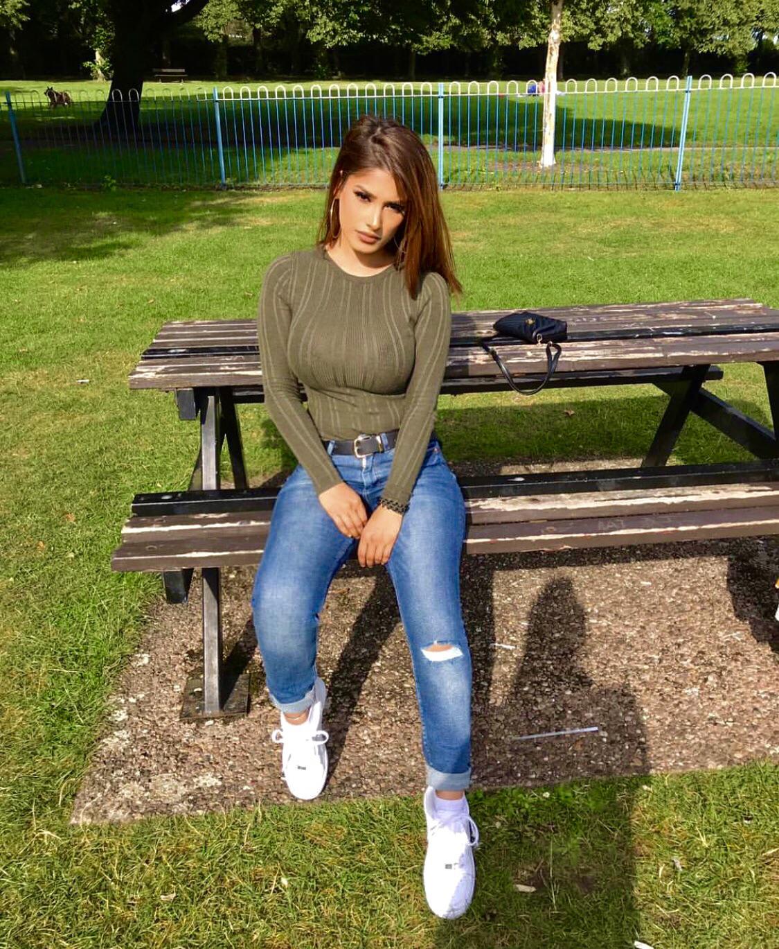 Busty 🇧🇩 are the best | Scrolller