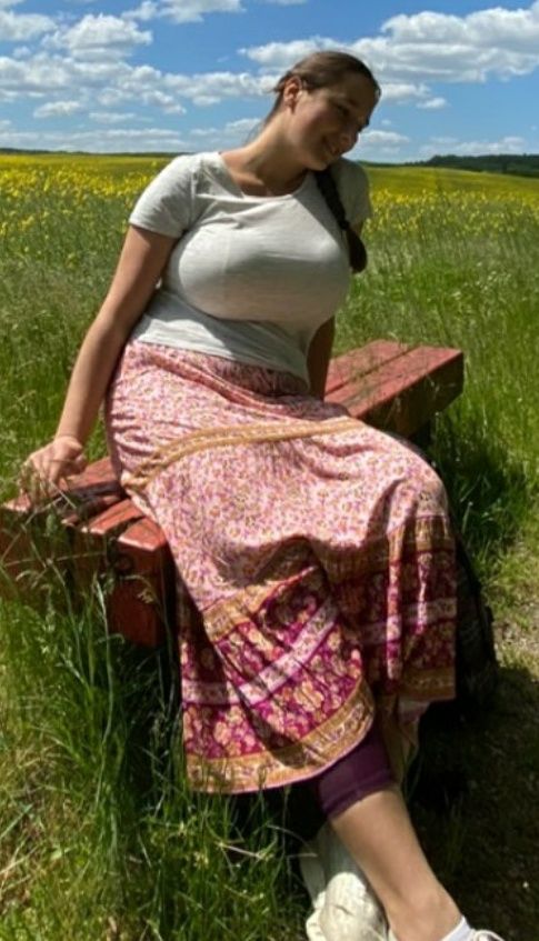 Busty as hell | Scrolller