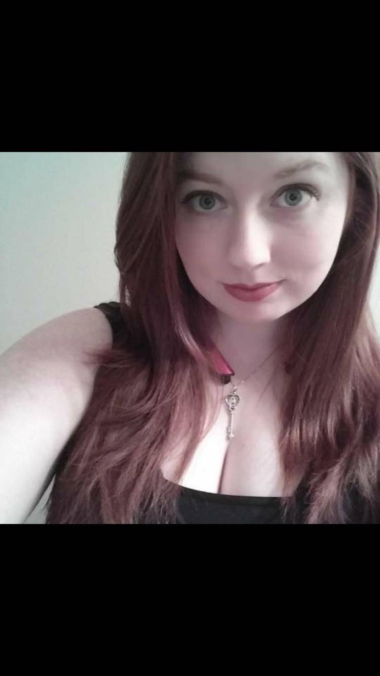 Busty redhead | Scrolller