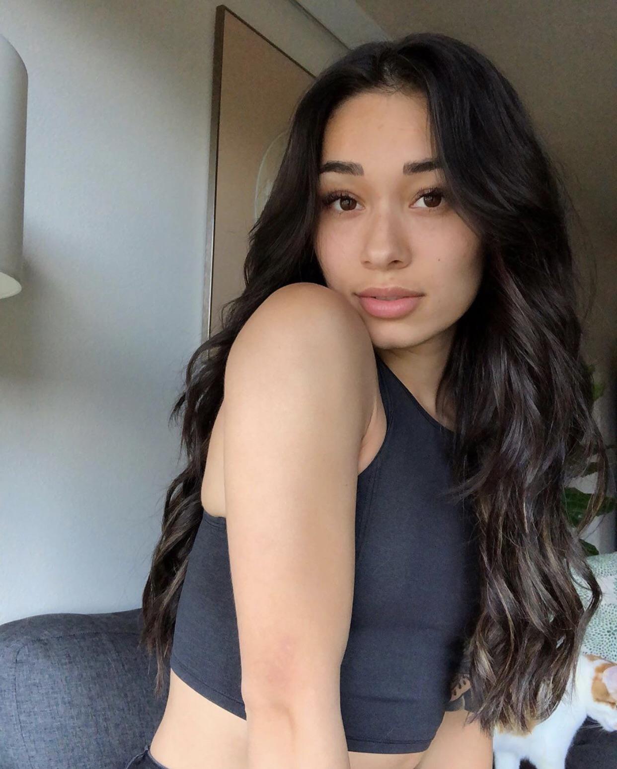 Camera shy | Scrolller