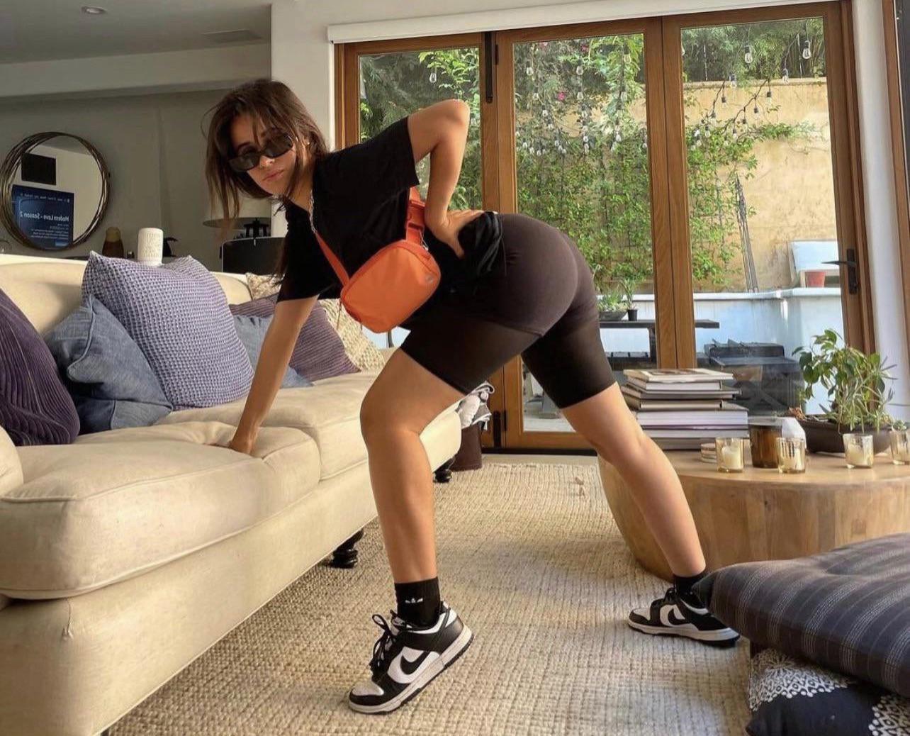 Camila Cabello getting ready to assume the position to get dp’d | Scrolller