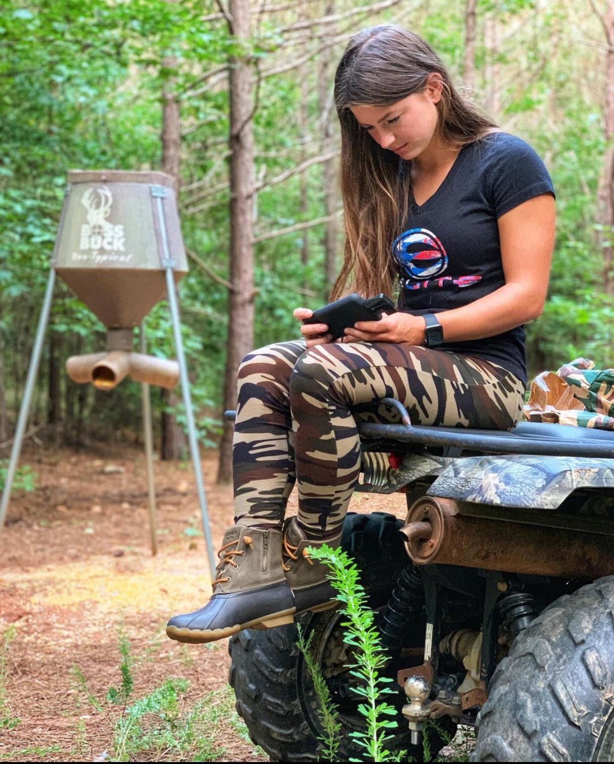 Camo pants | Scrolller