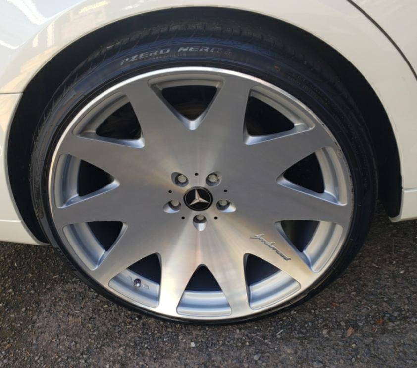 Can anyone help me identify these rims? | Scrolller