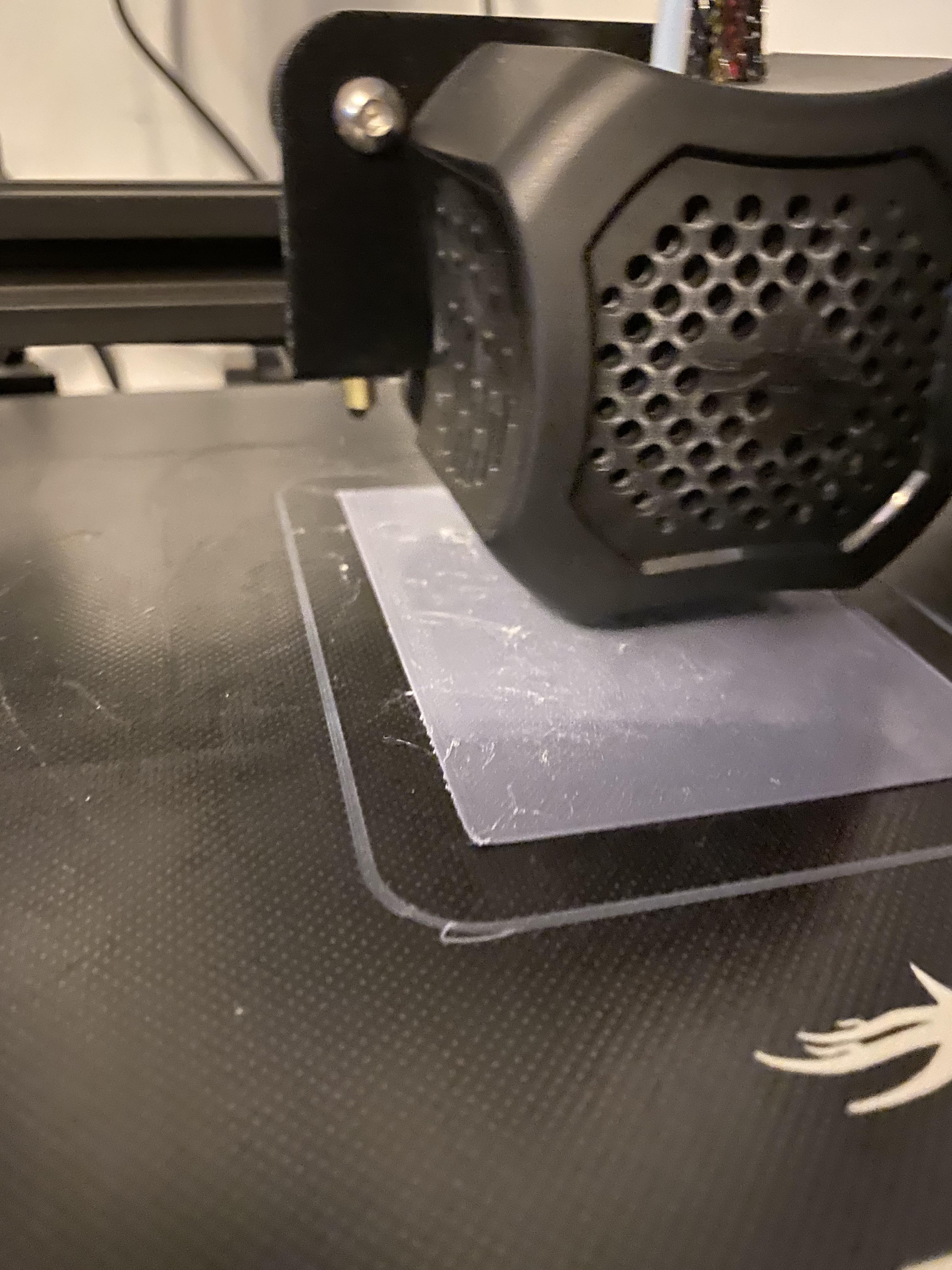 Can anyone tell me why this weird hair is from my printer? It’s an Ender 3 V2. | Scrolller