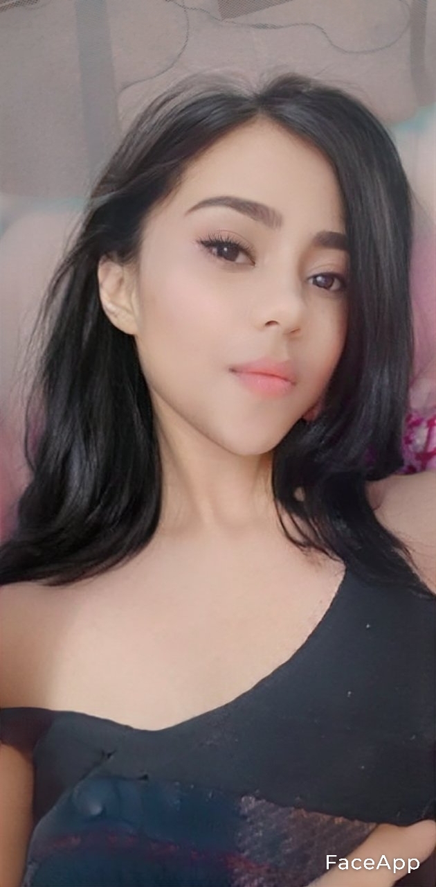 Can I get some attention? 🥺 | Scrolller