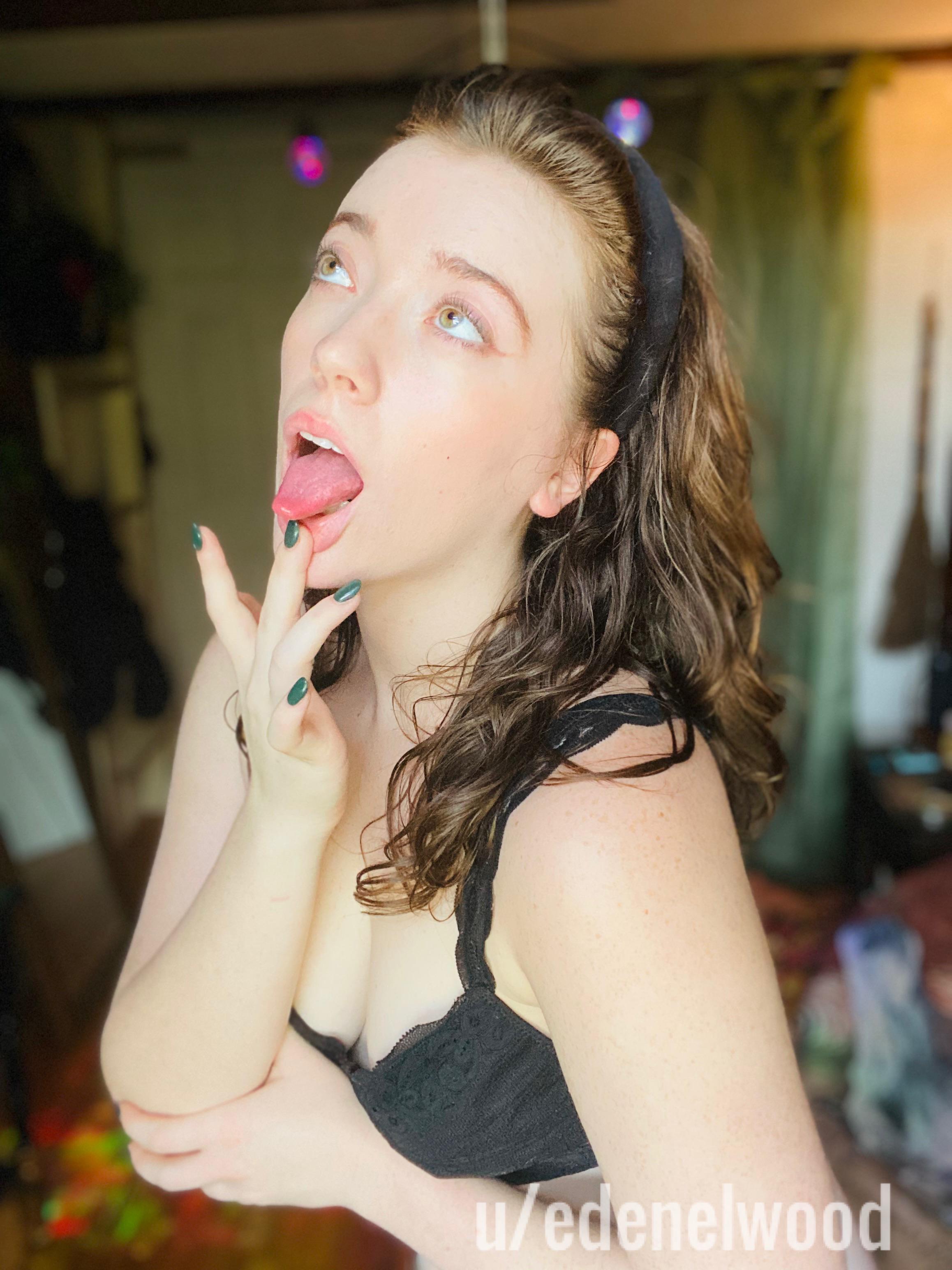 Would you let me taste your cum? | Scrolller Would you let me taste your cum? | Scrolller