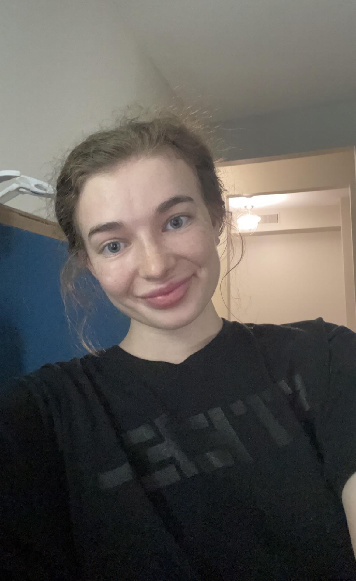 Can I Send You Selfies 🥺 Scrolller