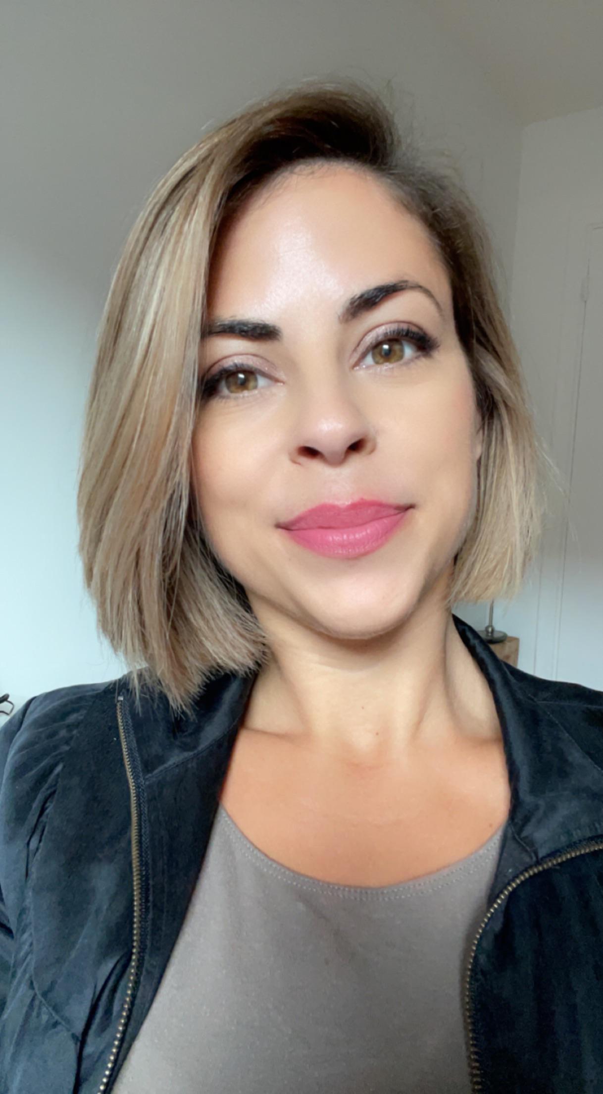 Discover more like Selfie: Can’t wait for Friday 🤪(31F) and Related Content | Scrolller