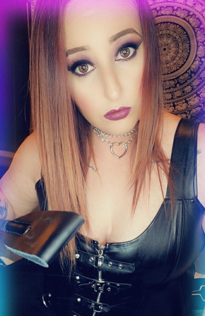 Can you handle the sting of leather? | Scrolller