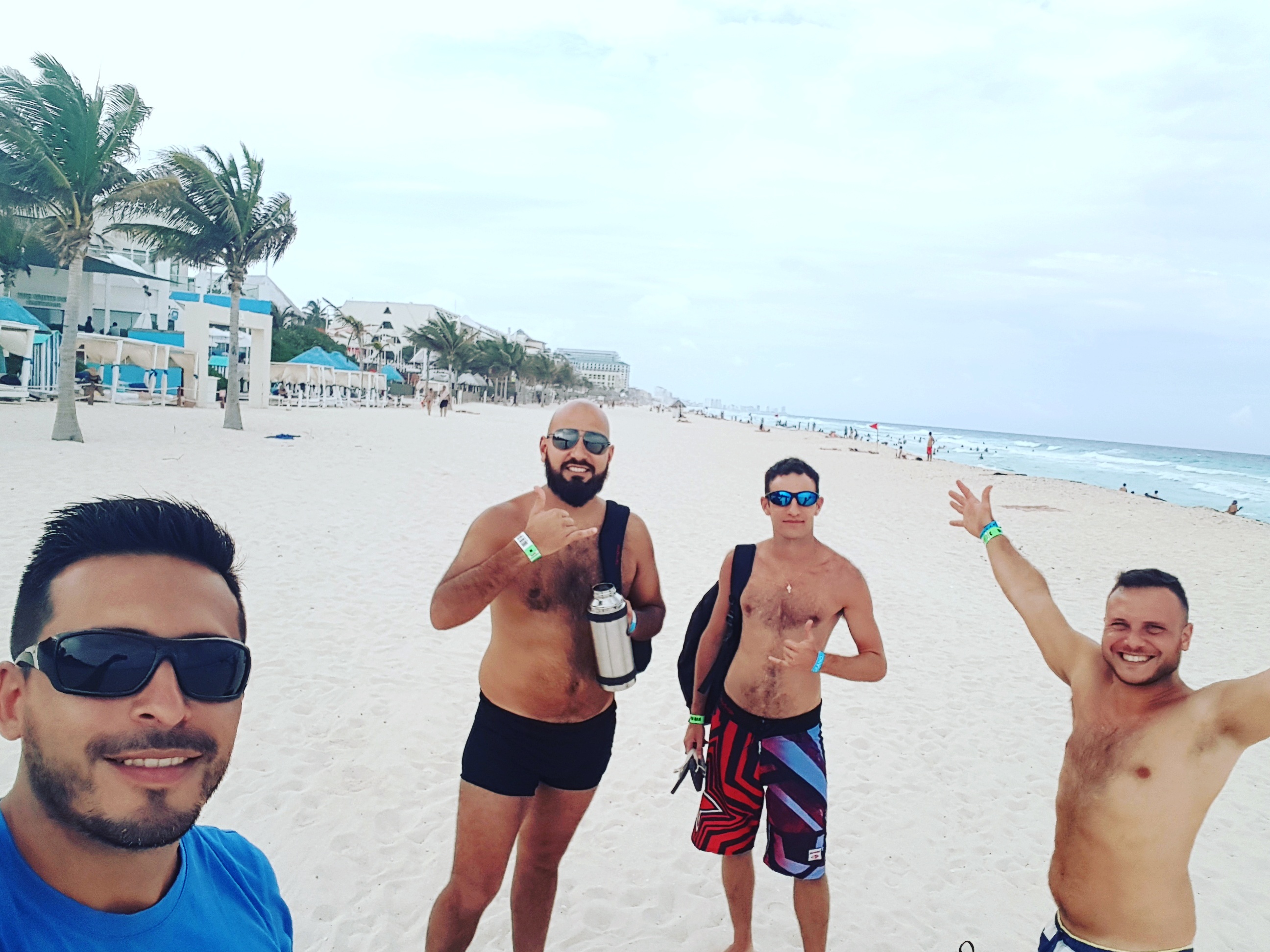 Cancún 2017 | Scrolller