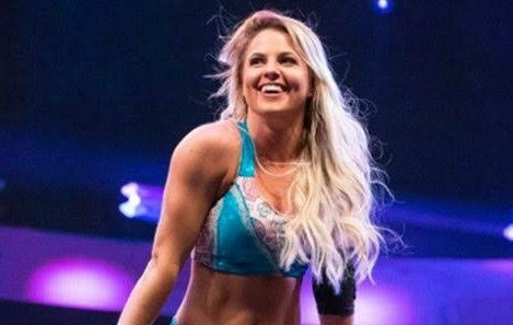 Candice leRae | Scrolller