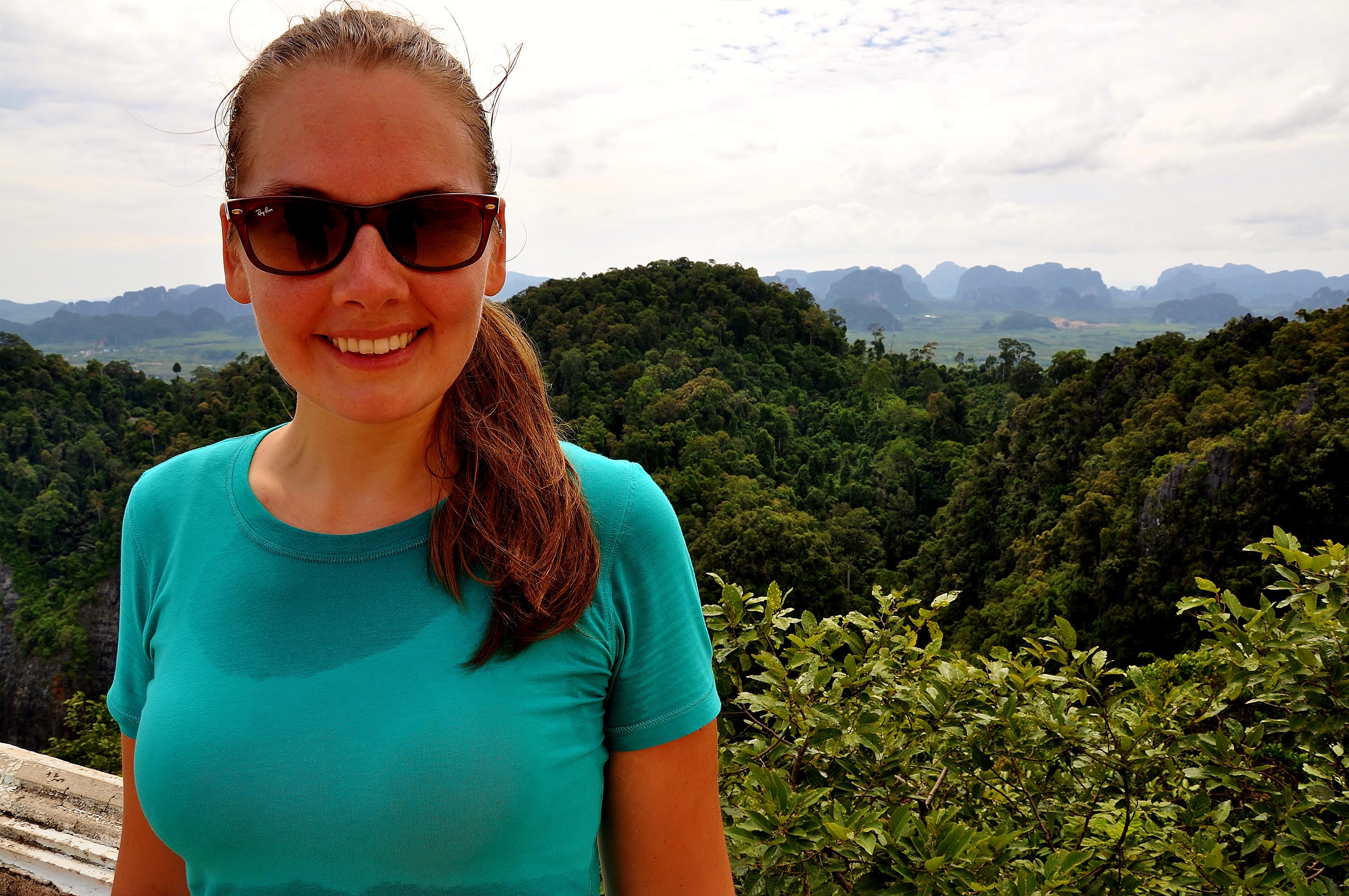 Candid Hiker | Scrolller