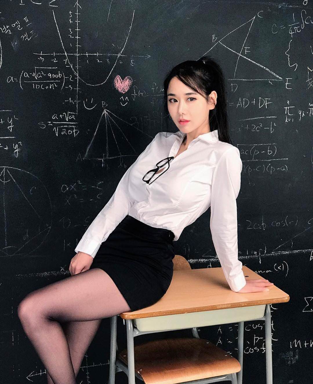 Candy Seul | Scrolller