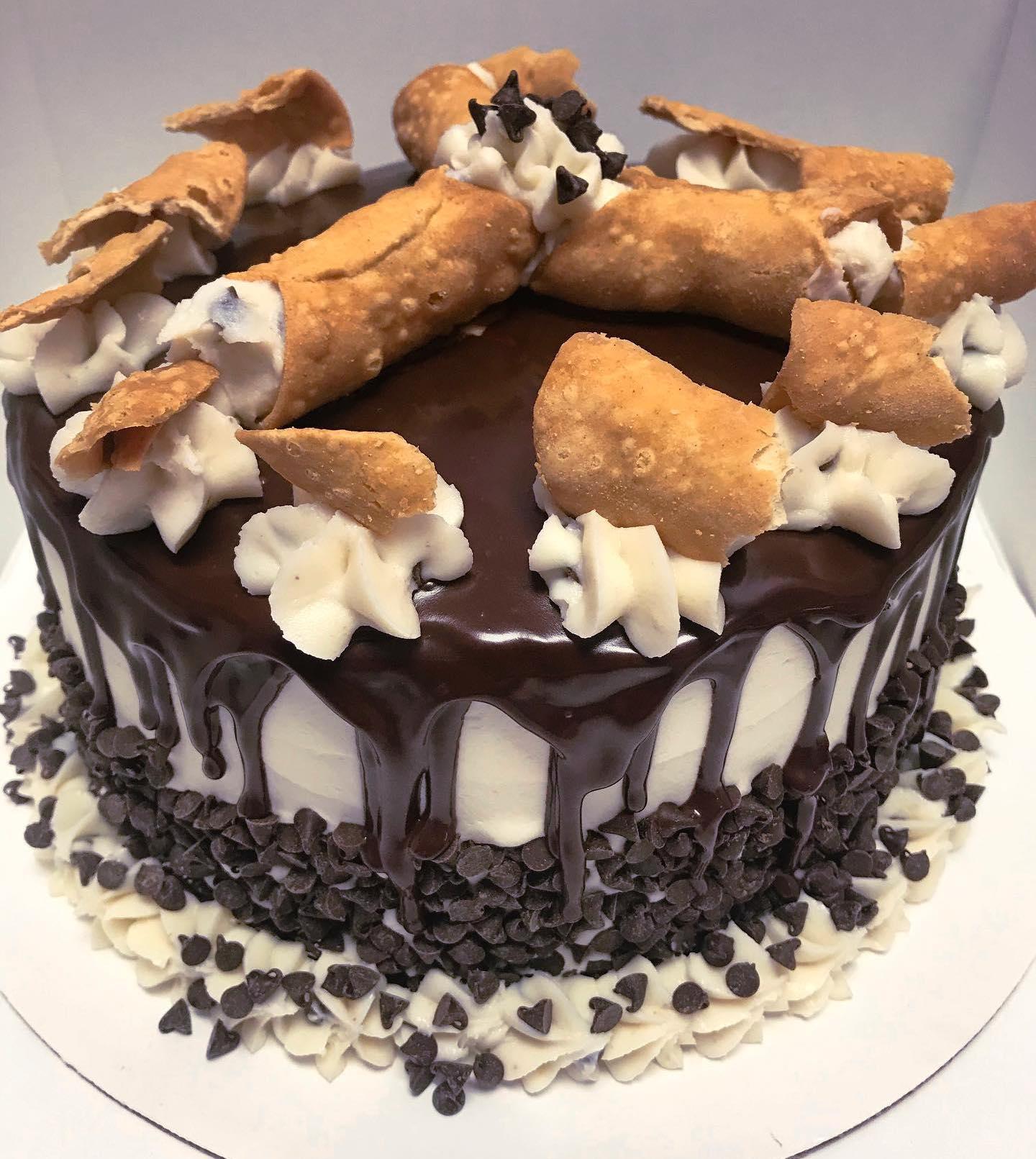 Cannoli cake | Scrolller