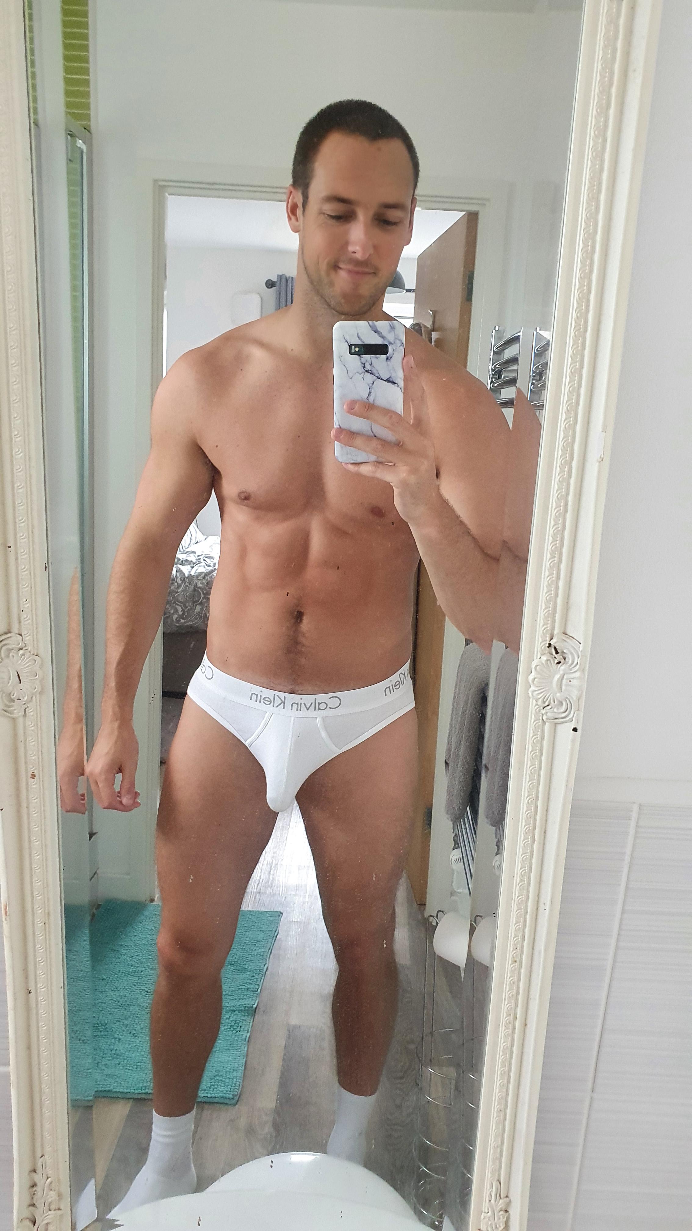 Love a tight pair of briefs | Scrolller