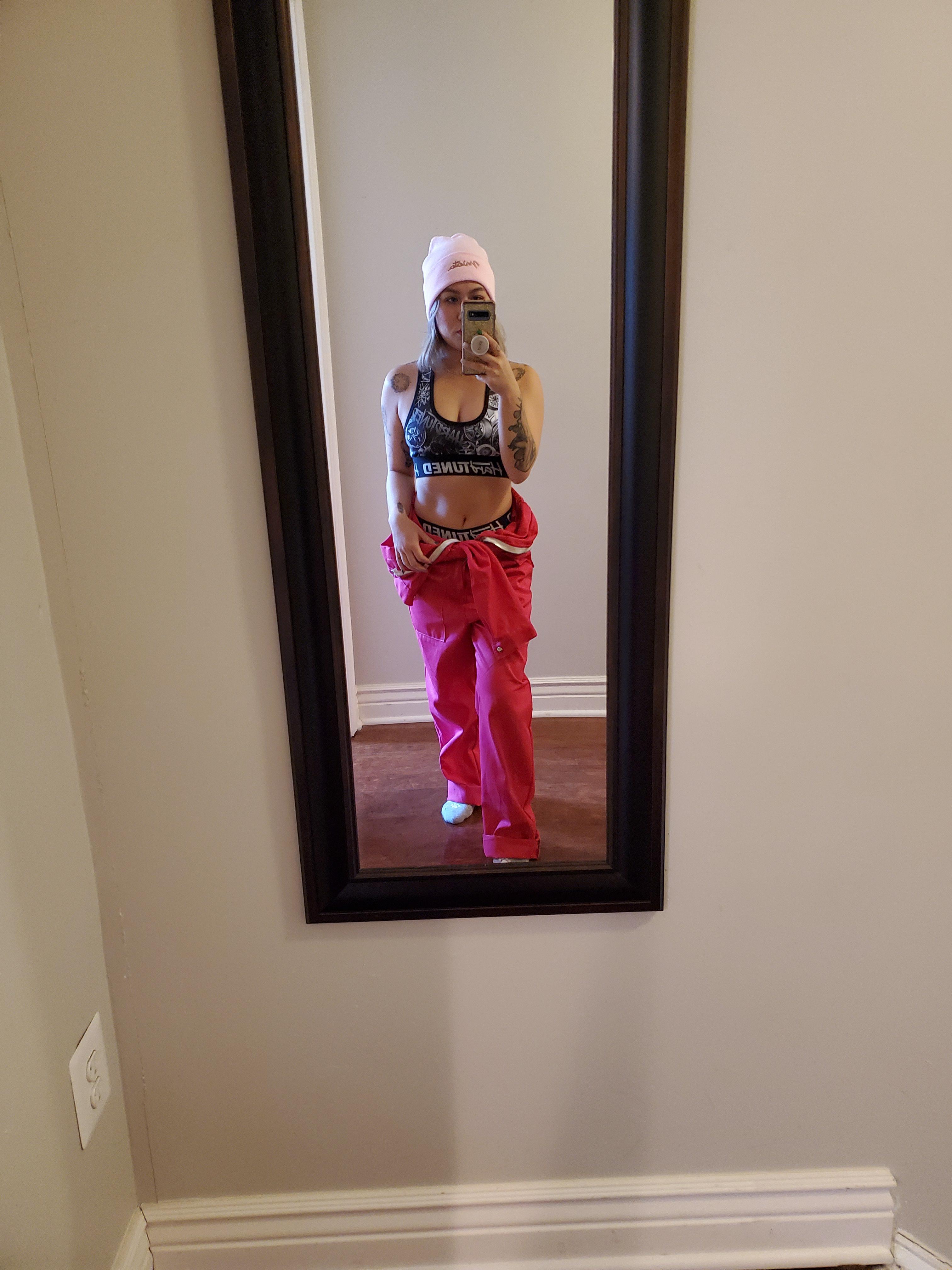 Car girl turned content creator ♡ petite/feet/23/ customs / cosplay | Scrolller