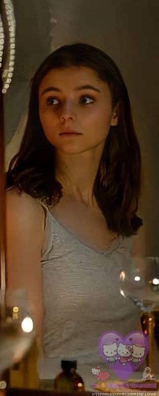 Casual thom | Scrolller