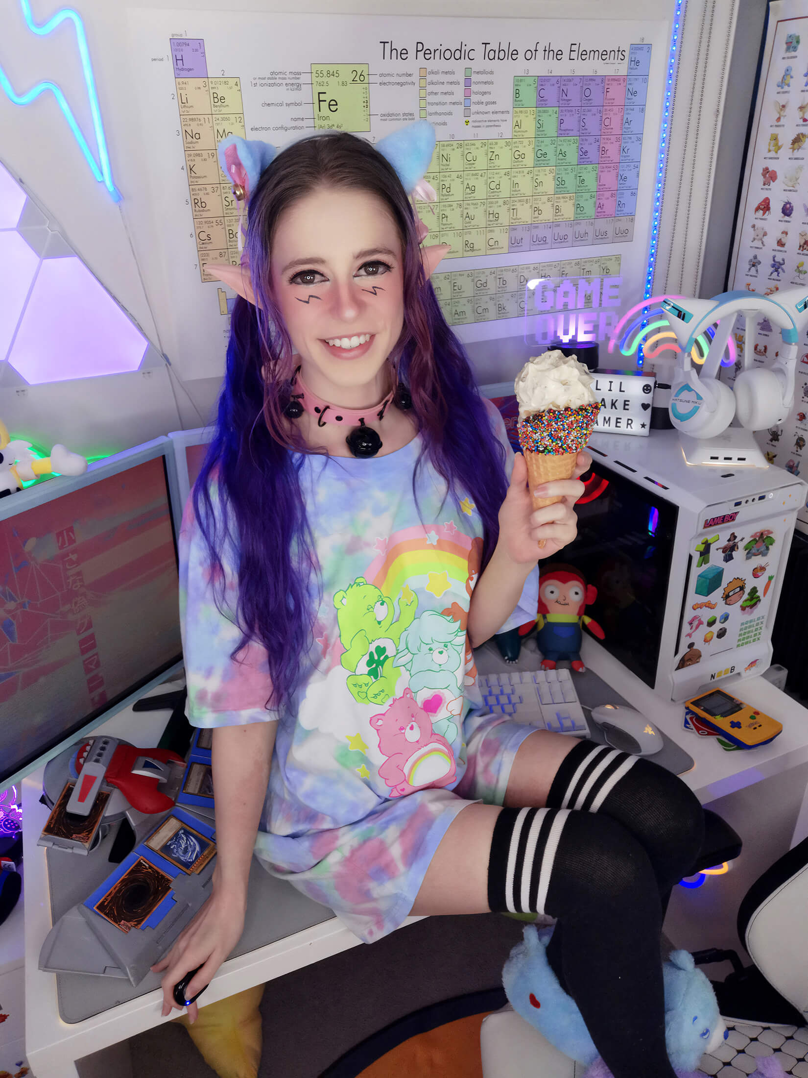 Cat Girl Treats 🍦 Scrolller