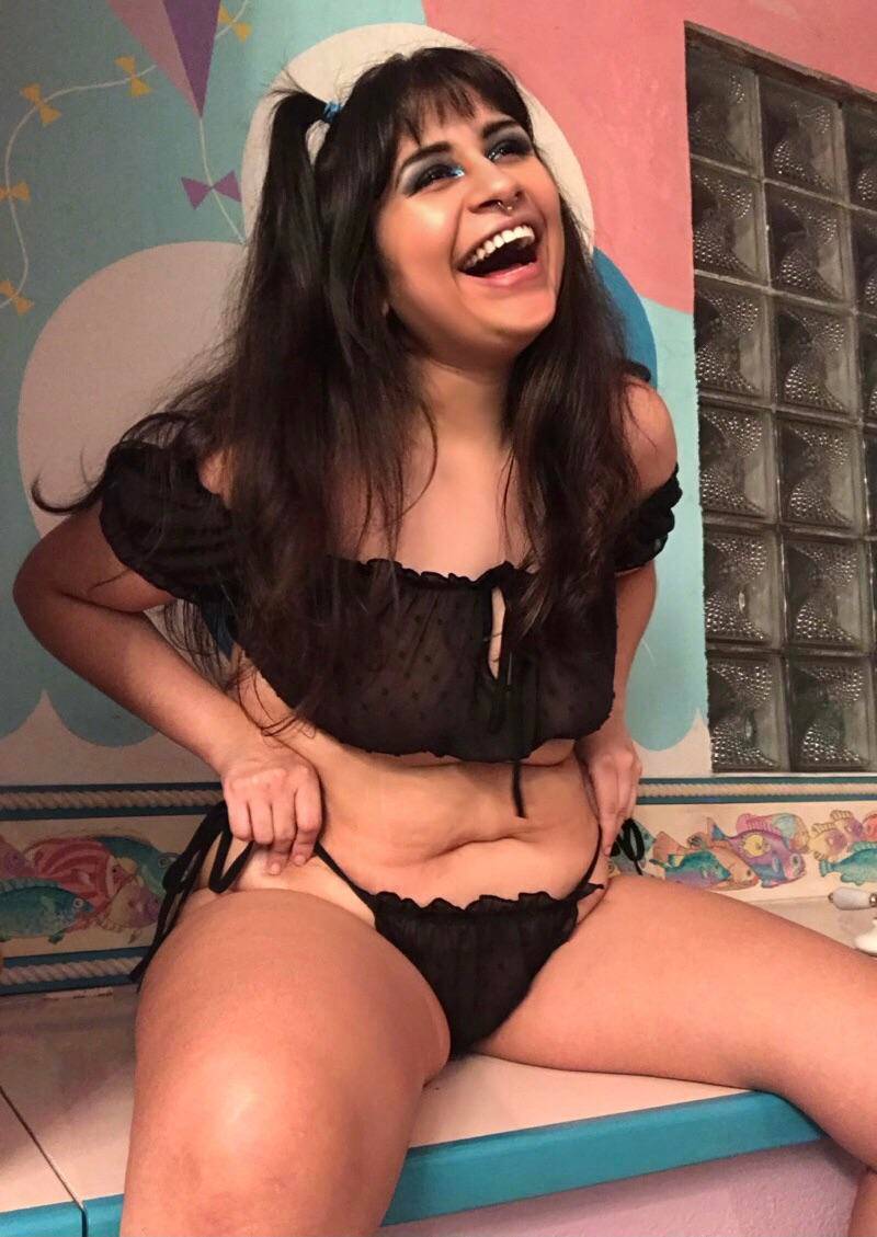 Caught me laughing 💋😂 | Scrolller