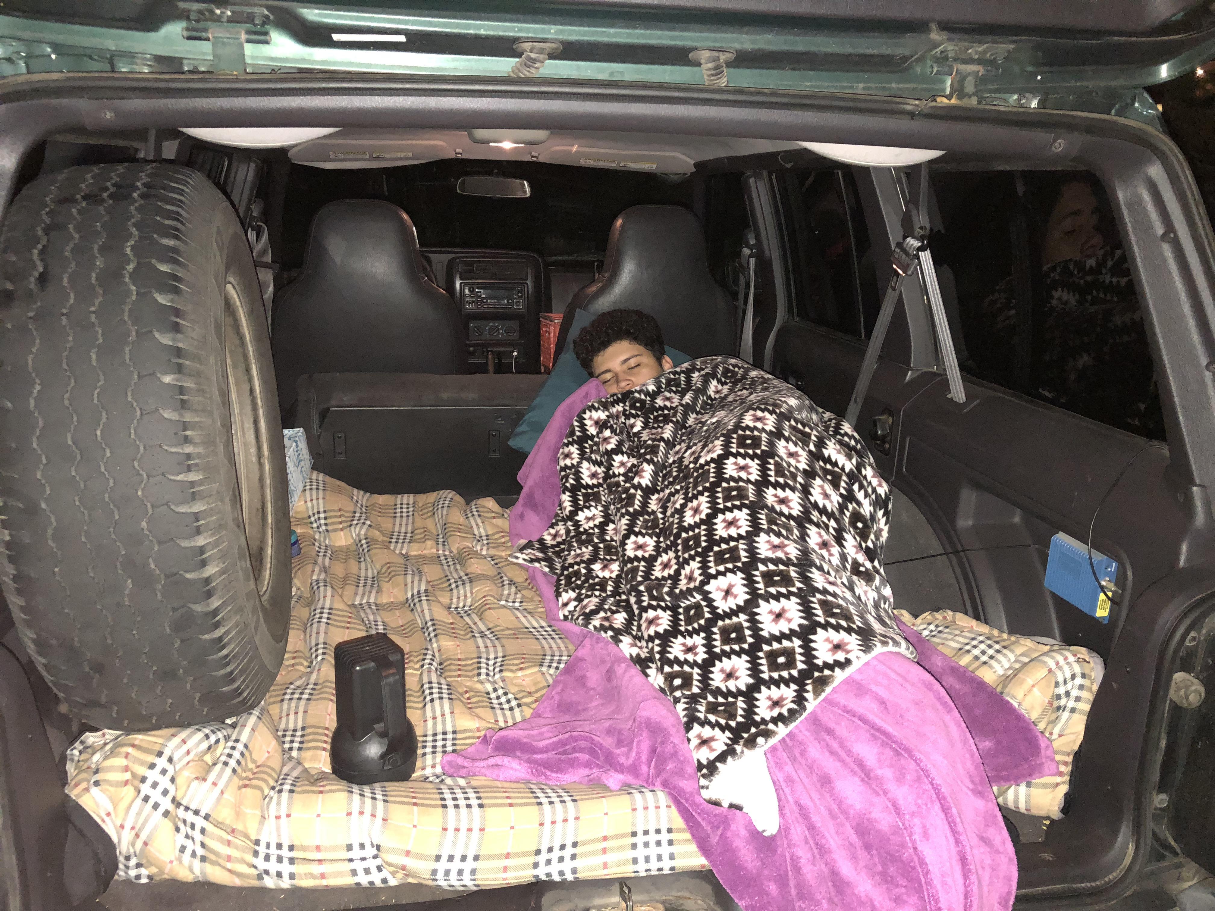 Caught sleeping with the enemy | Scrolller